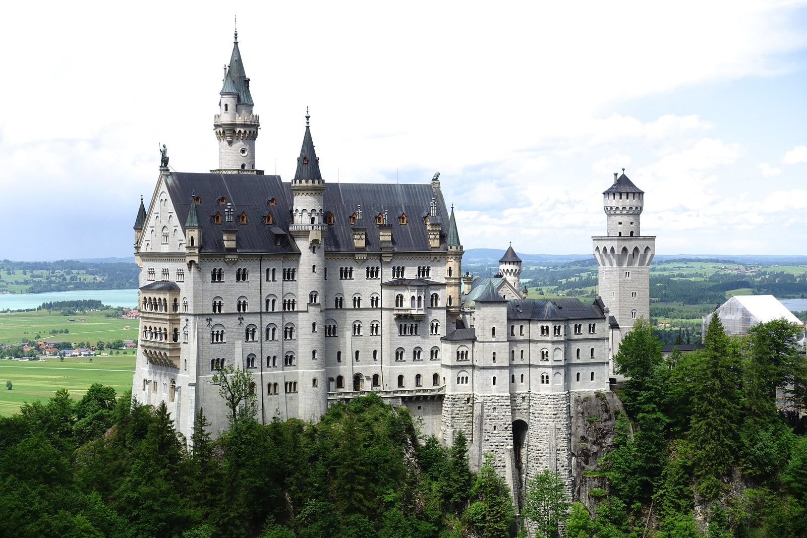 Neuschwanstein, Germany Castle | Scrolller