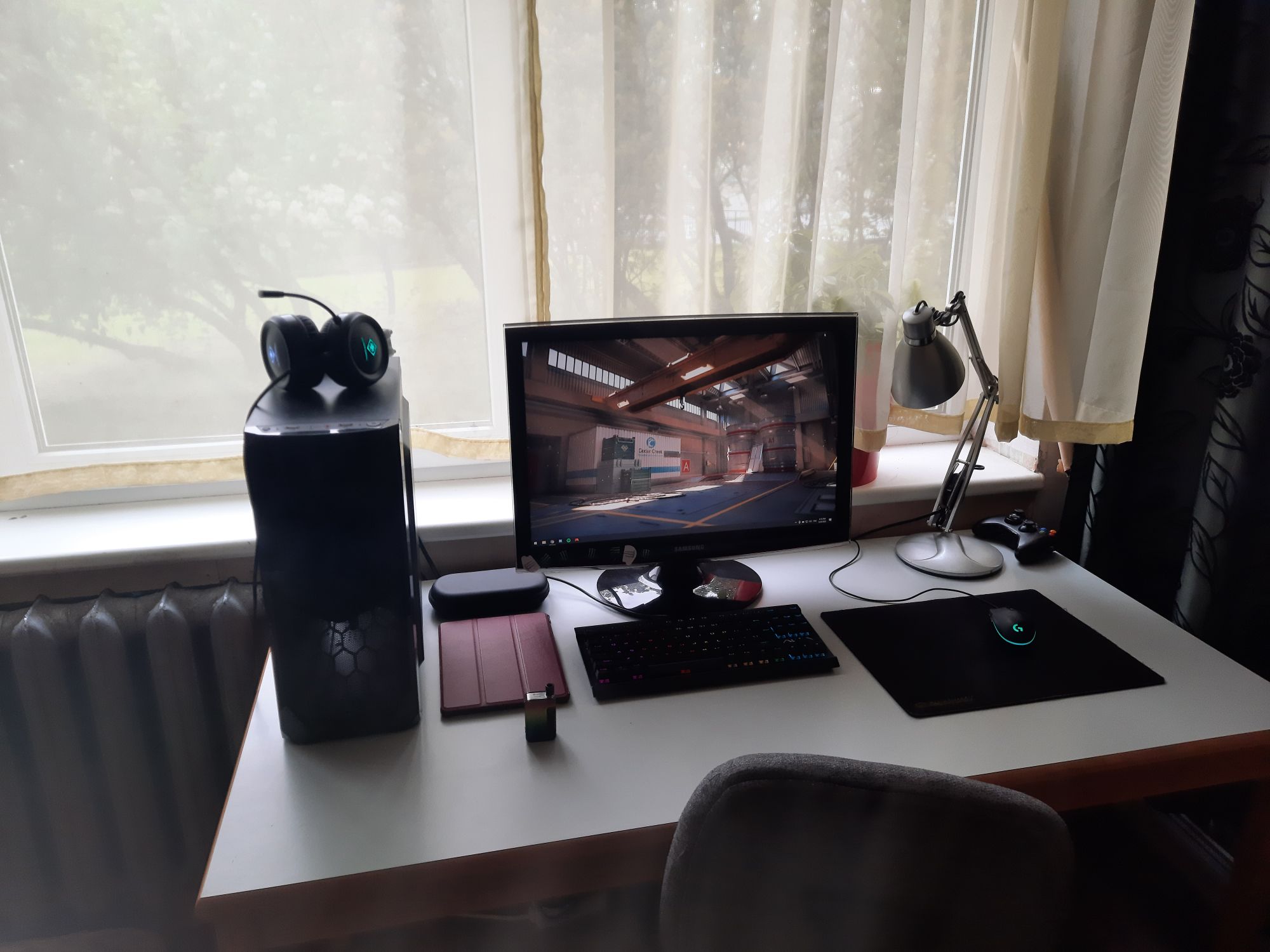 New desk changes a setup a lot! | Scrolller