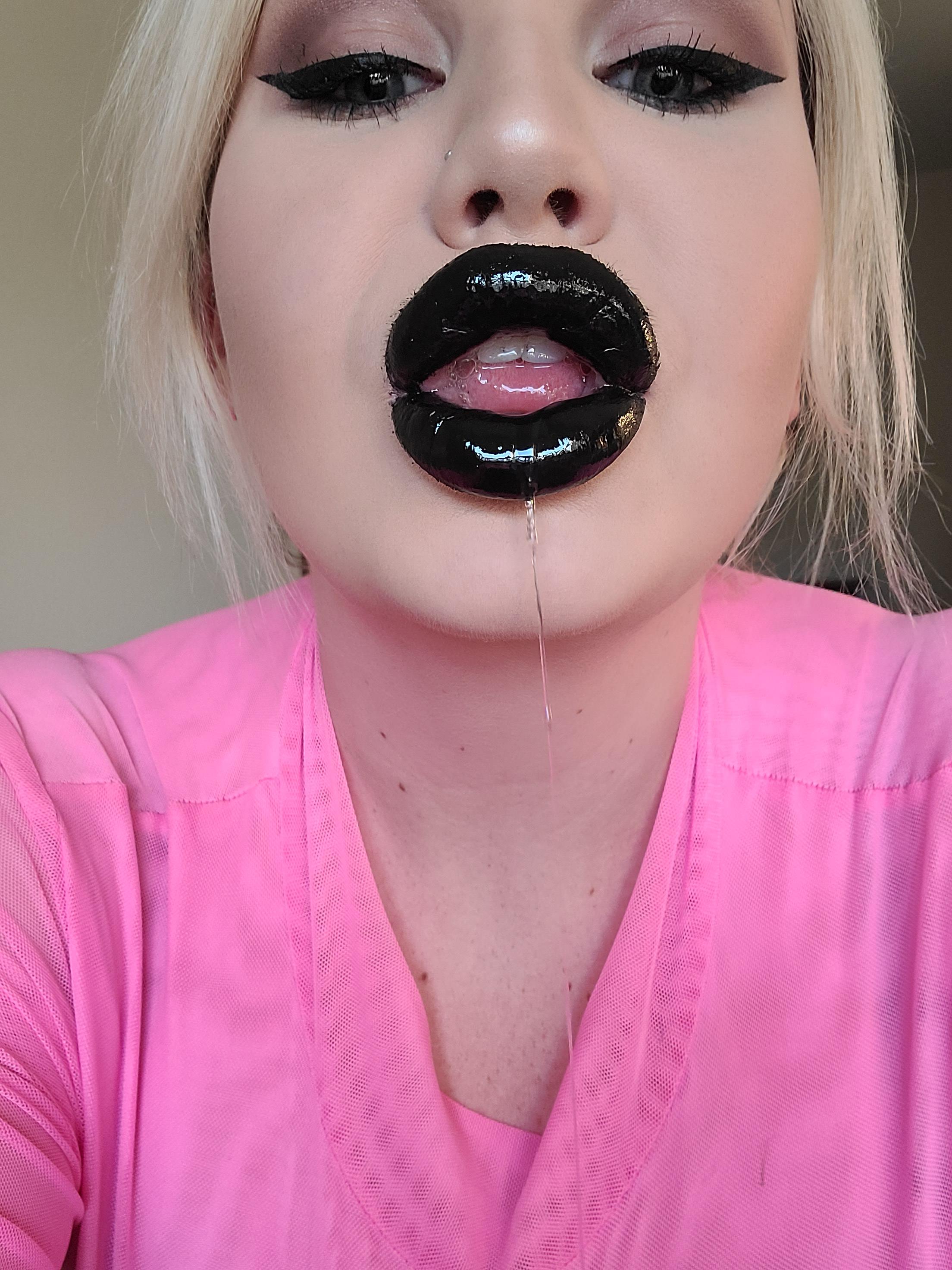 New Here Use My Mouth Oc Scrolller