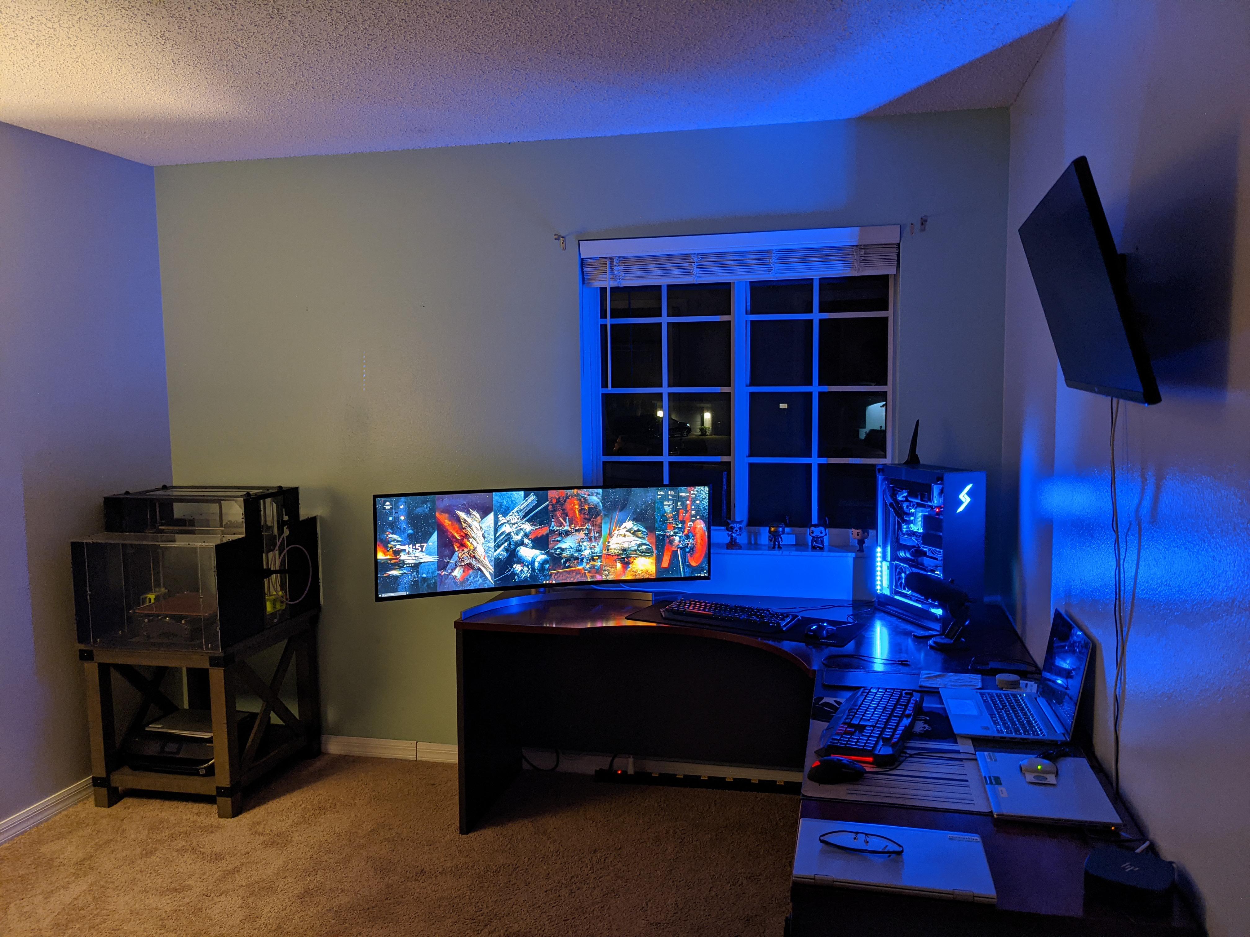 New "Home Office" Setup | Scrolller