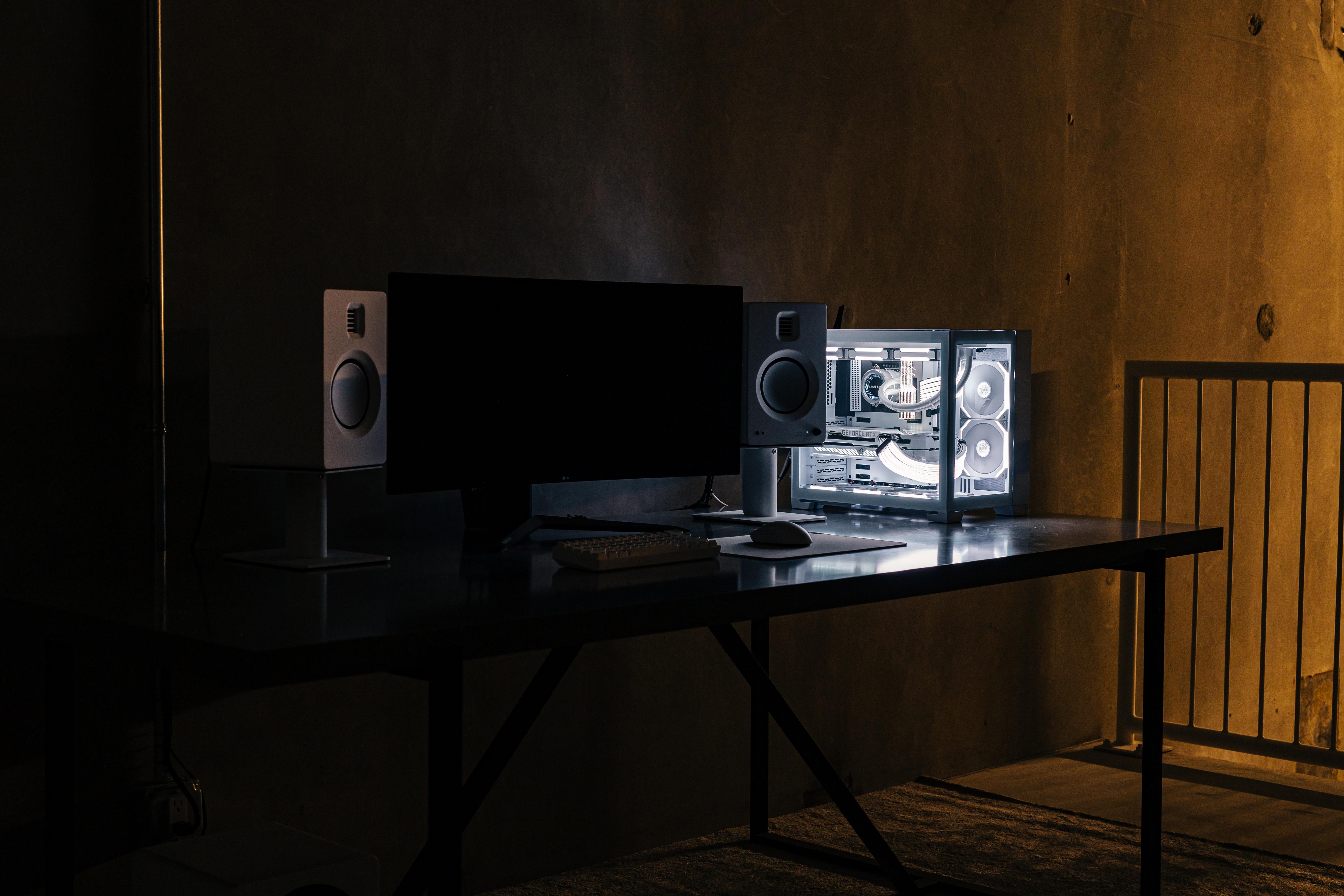 New Industrial Office Setup Scrolller