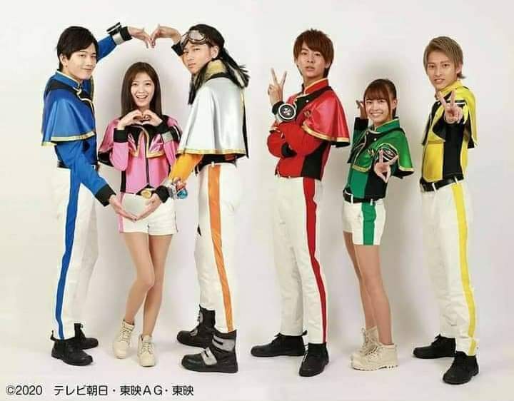 New Kiramager photo. Something seems odd | Scrolller