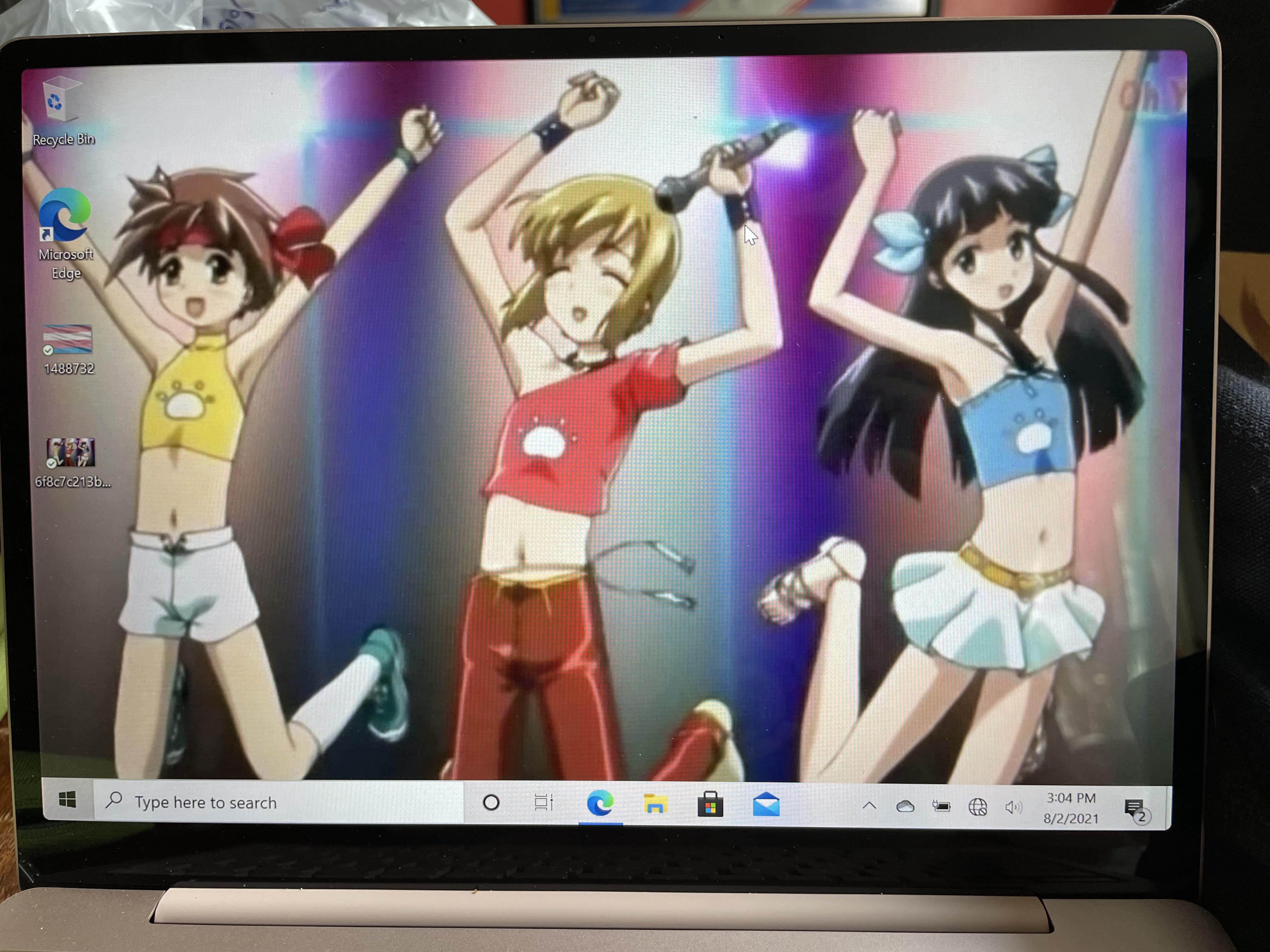 New laptop wallpaper | Scrolller