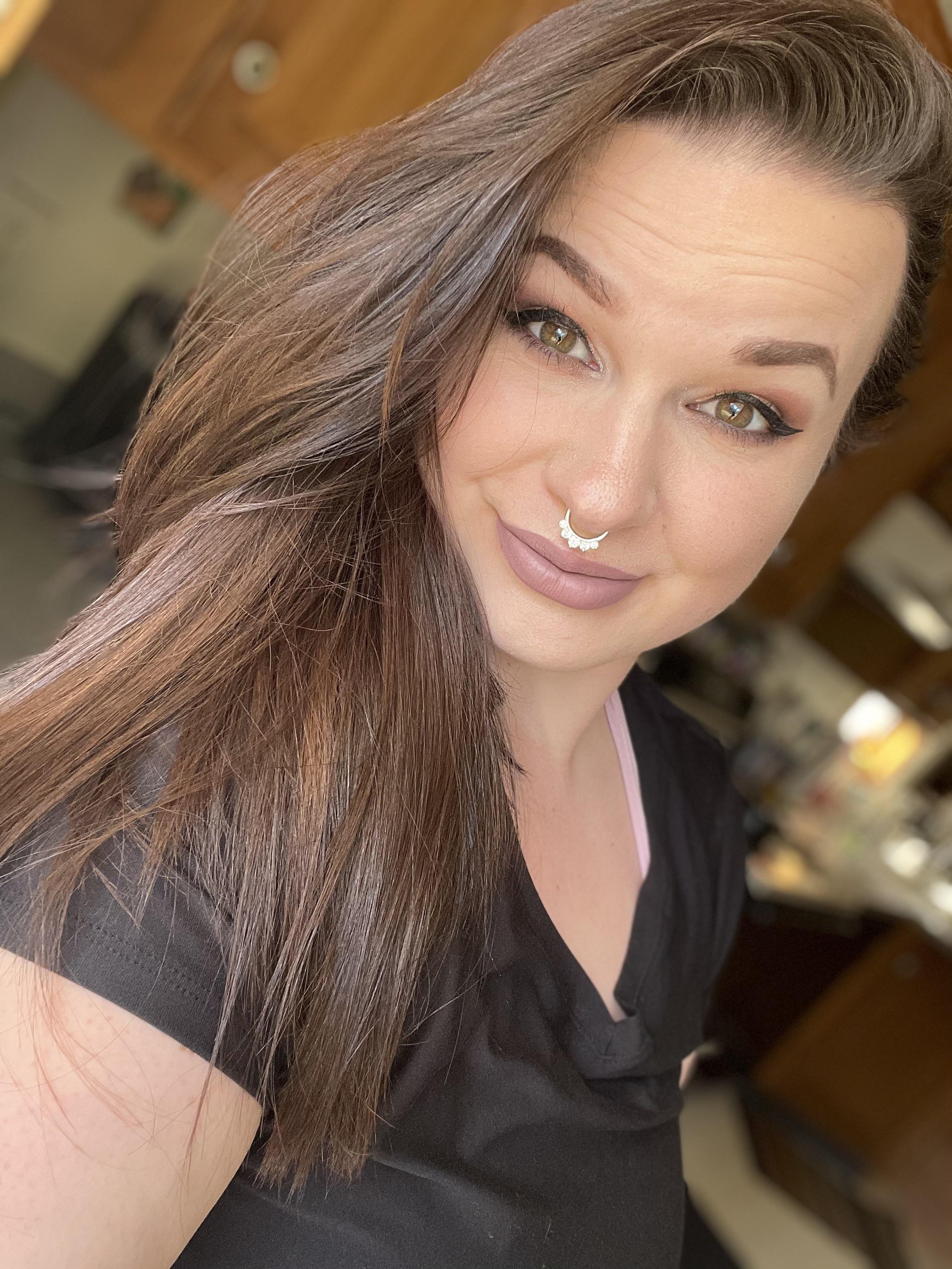 New septum clicker & got all dolled up for a selfie. Today’s a good day. | Scrolller