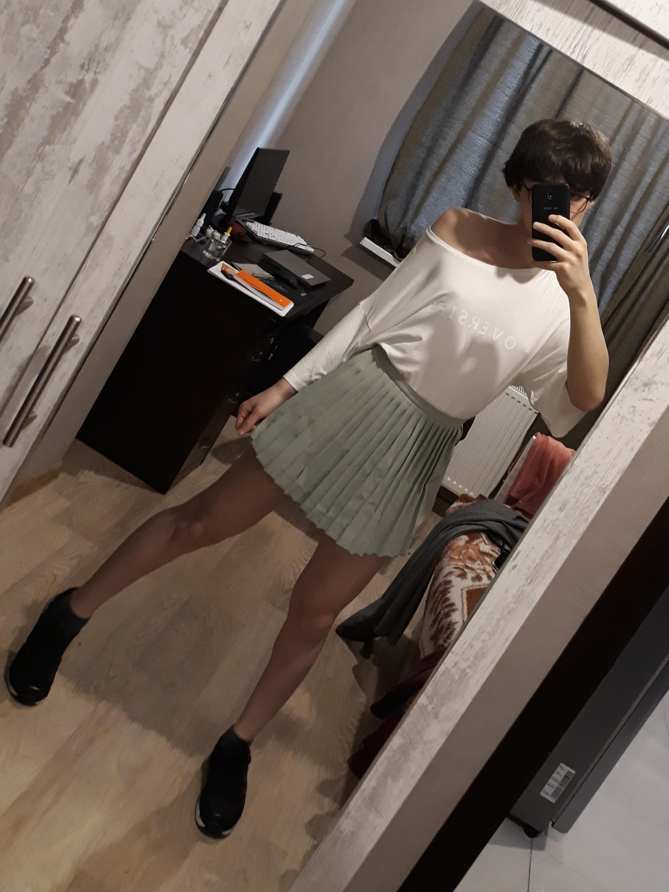 new skirt:) | Scrolller
