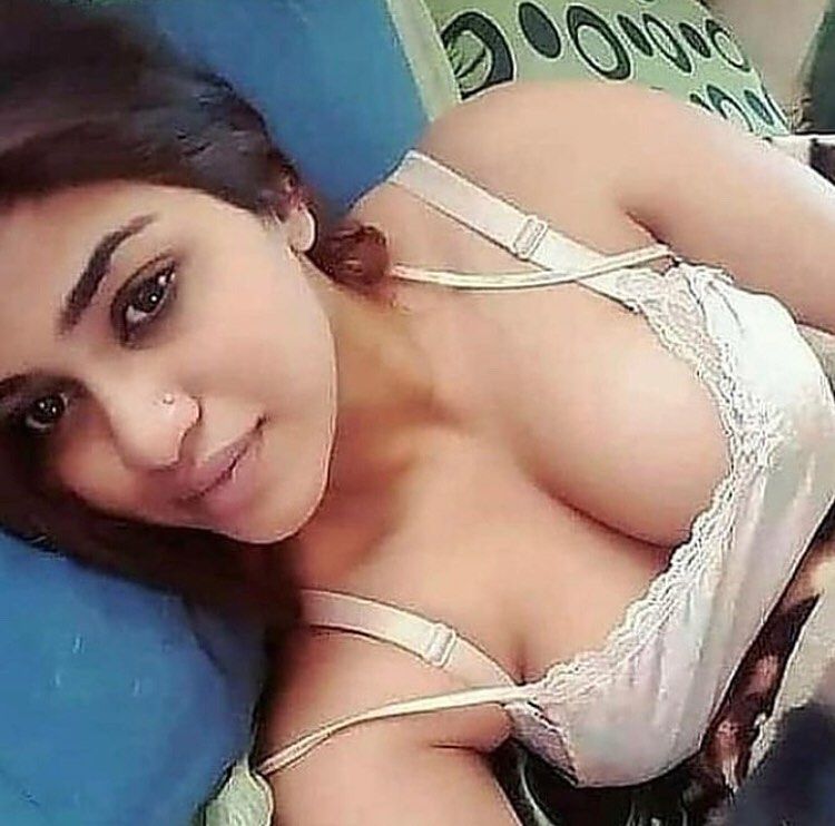 Nice tit | Scrolller