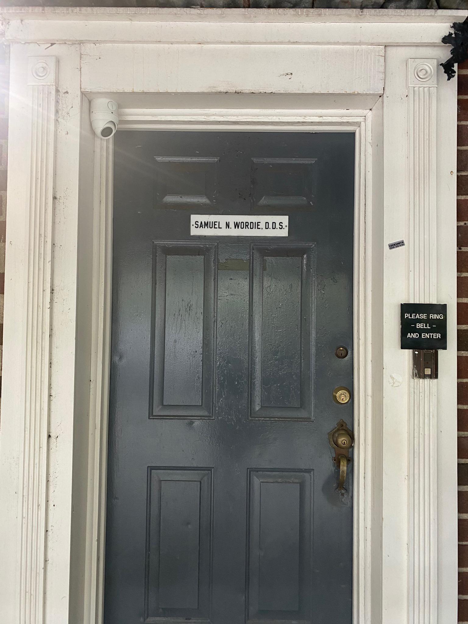 Nick’s Dentist | Scrolller