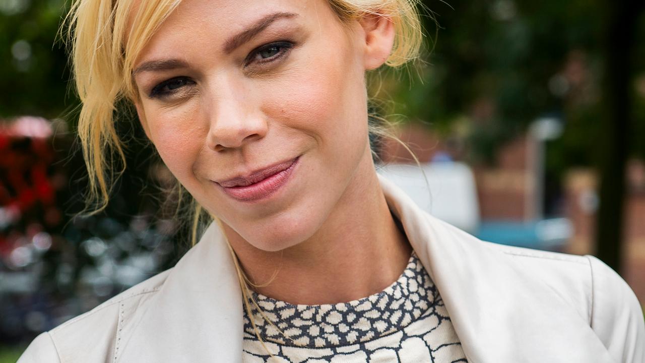 Nicolette - Cute and Classy | Scrolller