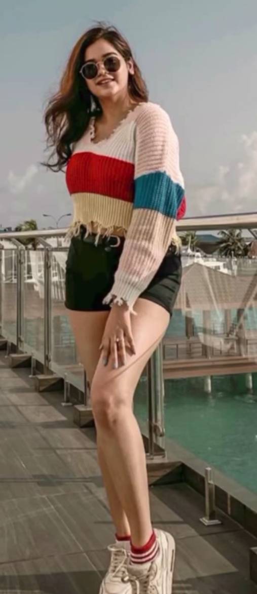 Niharika Kaur (old) | Scrolller