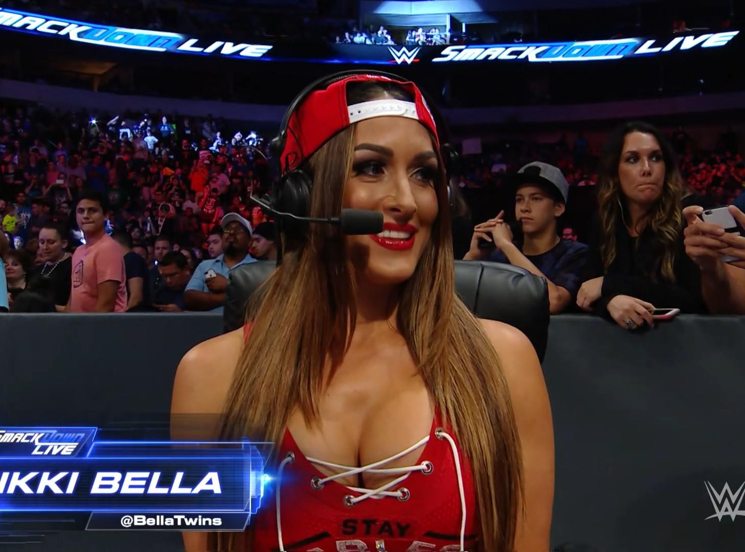 Nikki Bella | Scrolller