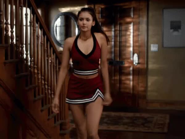 Nina Dobrev looking mighty fine! | Scrolller