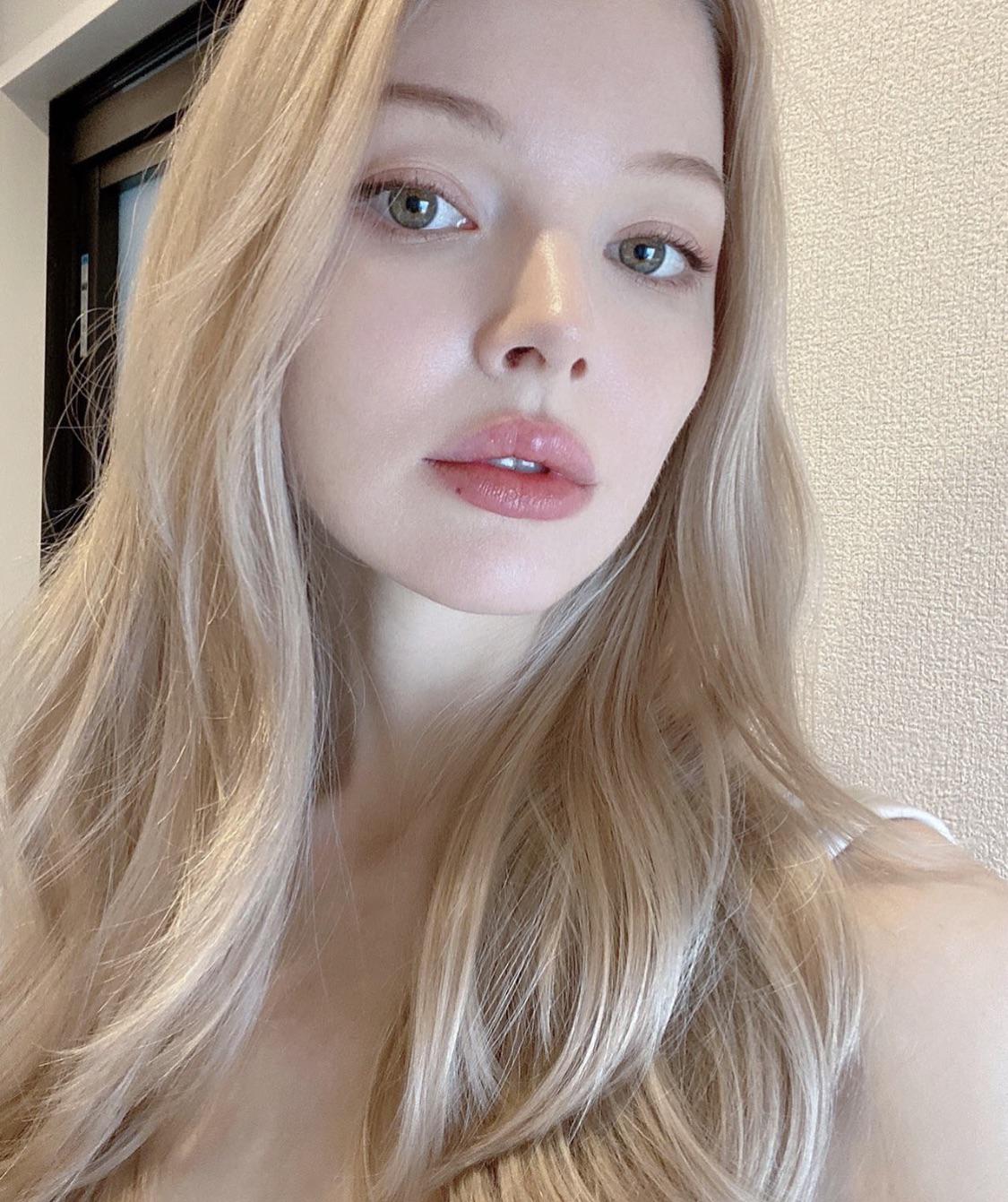 @ninjacatgirl | Scrolller