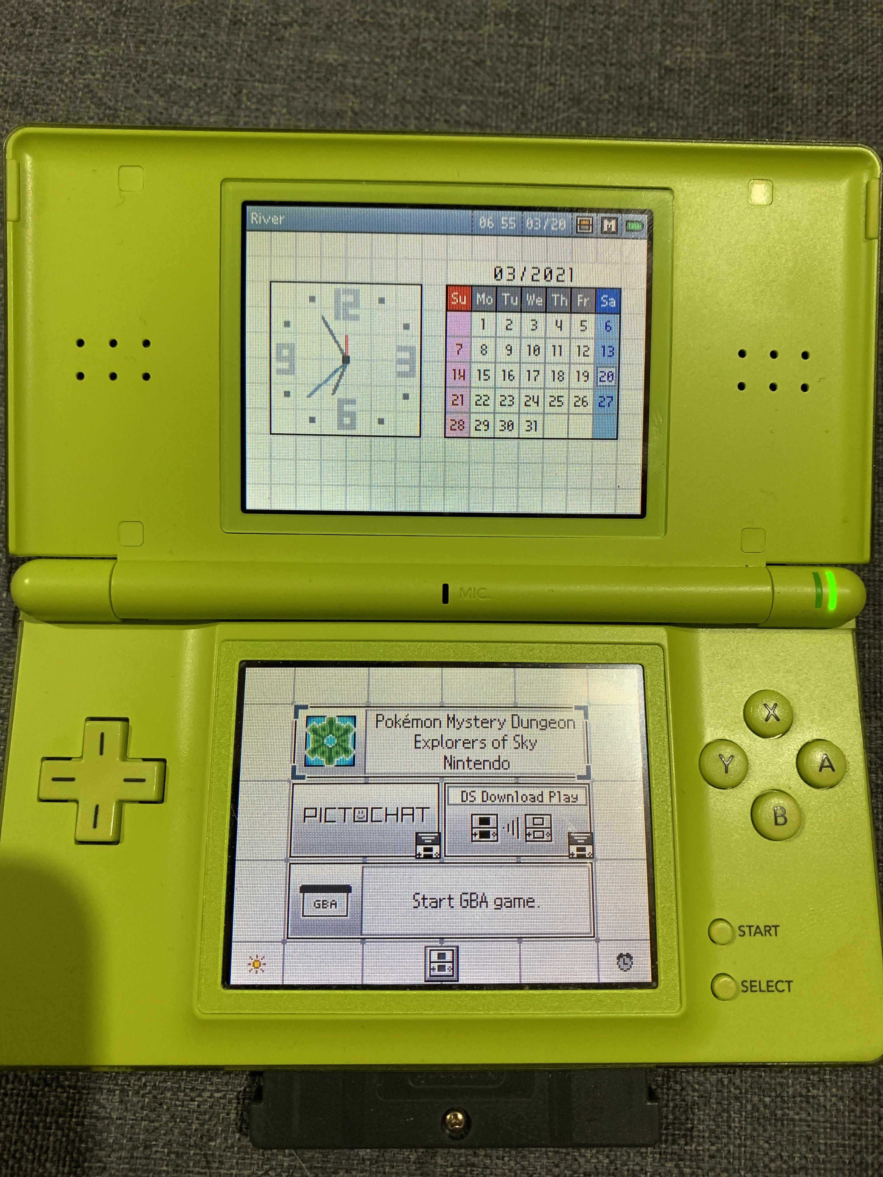 Nintendo DS homescreen | Scrolller