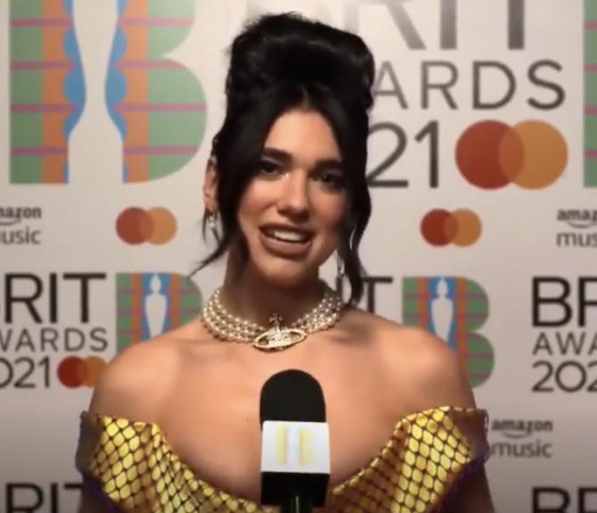 Nip slip | Scrolller