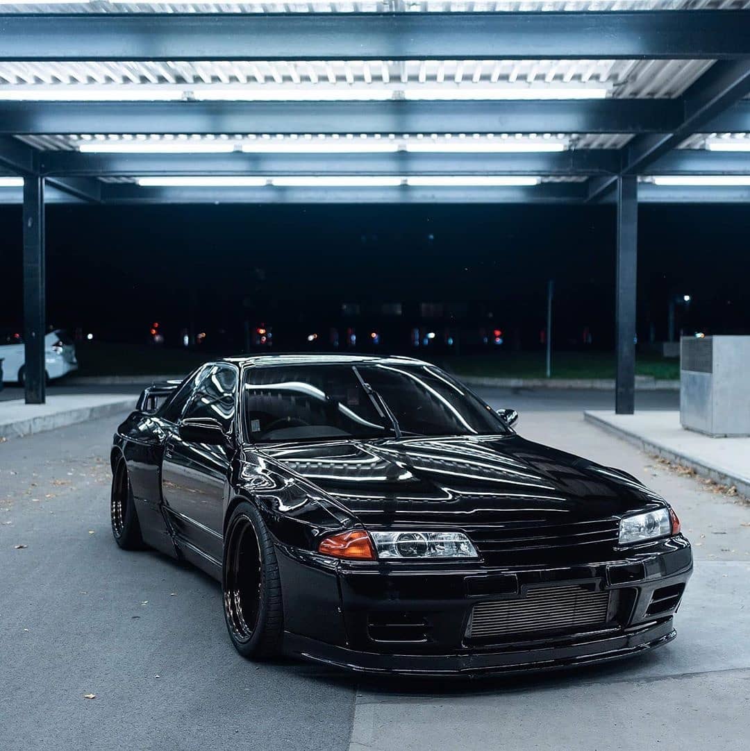Nissan Skyline GT-R R32. | Scrolller