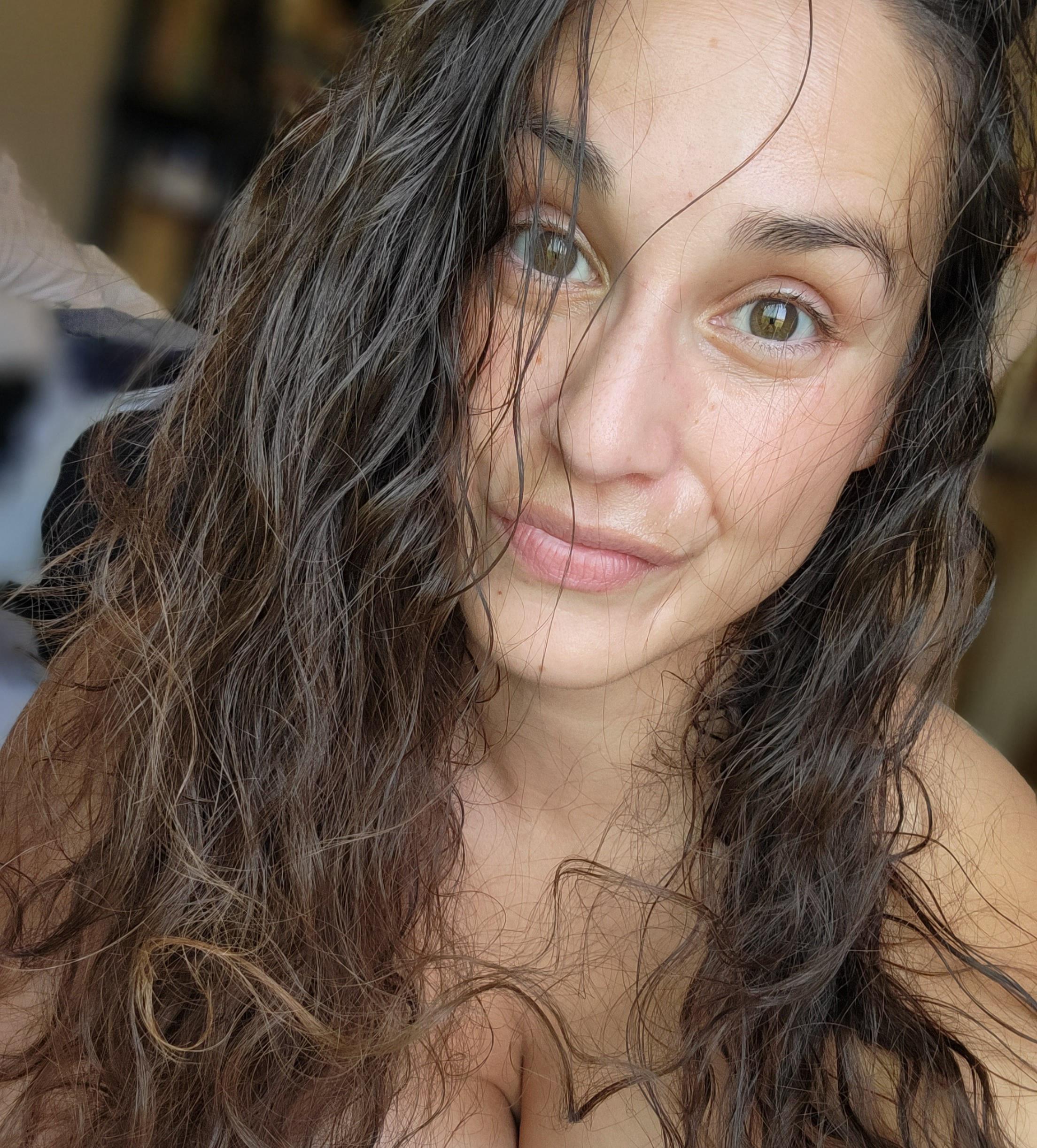 No make up +messy hair= Sloppy Sunday! (41) | Scrolller