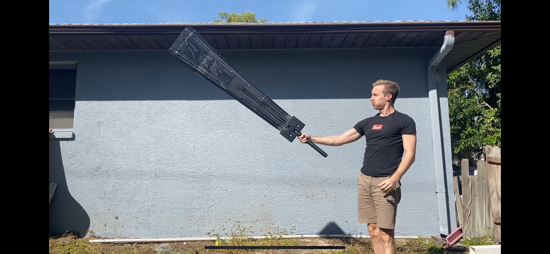 [NO SPOILERS] Any one else build an hardedge sword yet? Or am I just ...