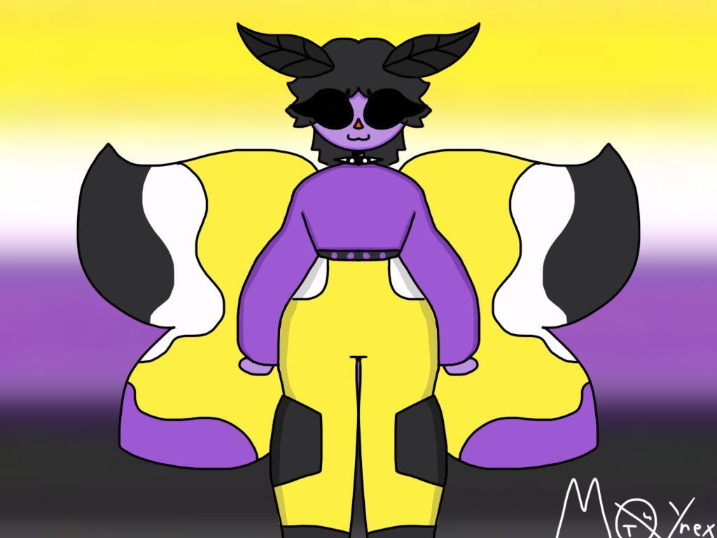 Non-binary moth :) | Scrolller
