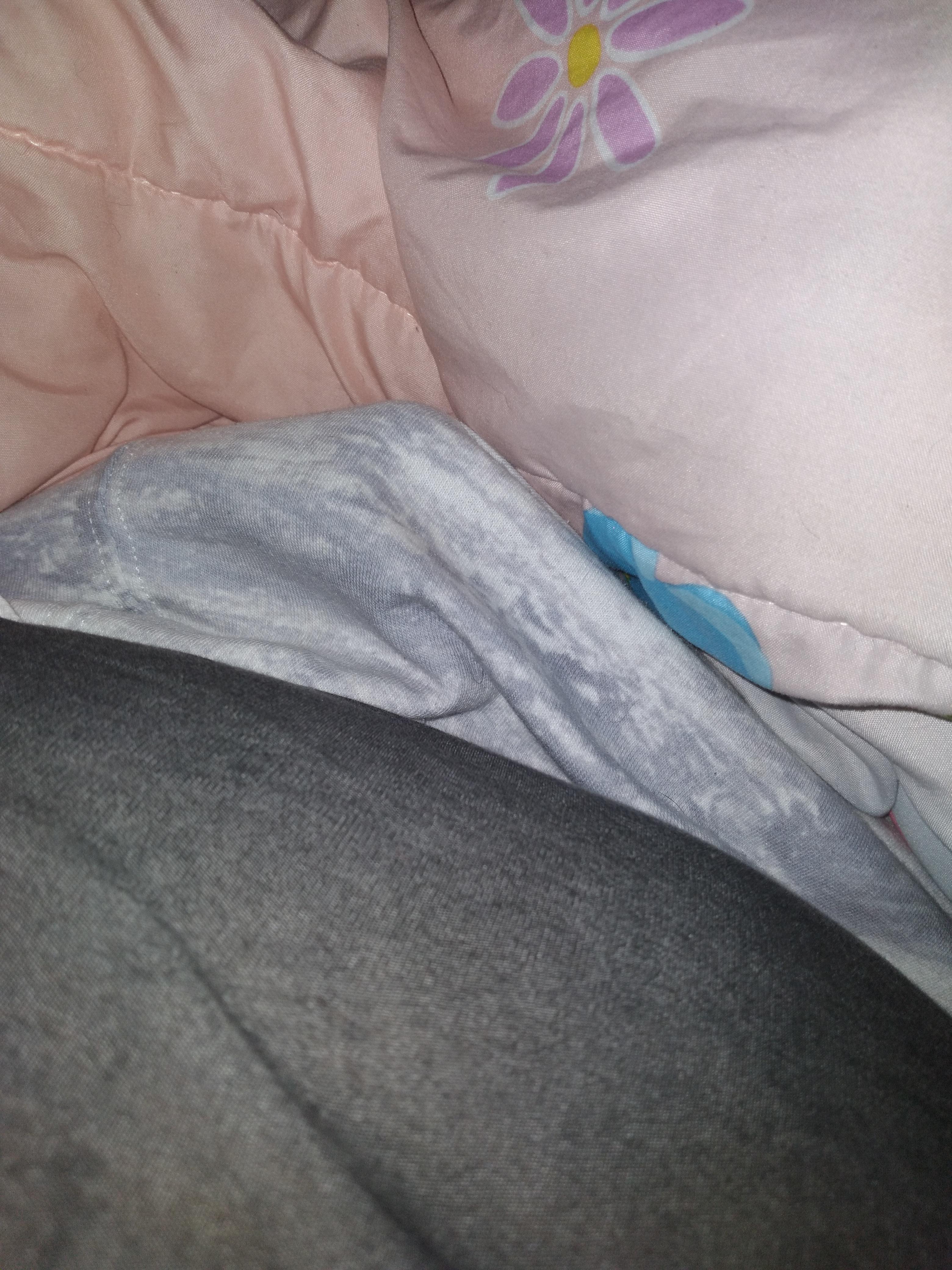 Not me getting a boner | Scrolller