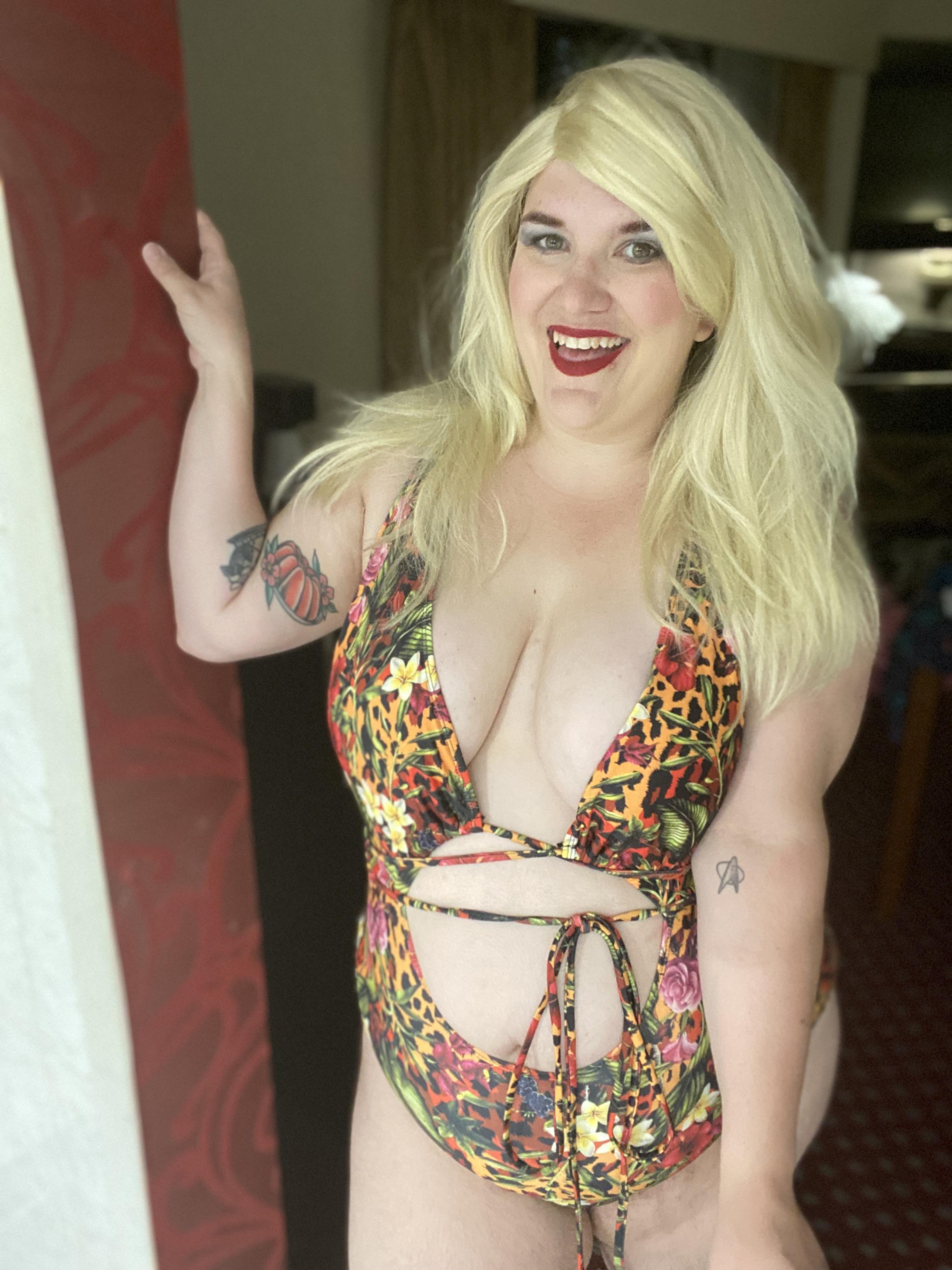 not technically a bikini but same vibe | Scrolller