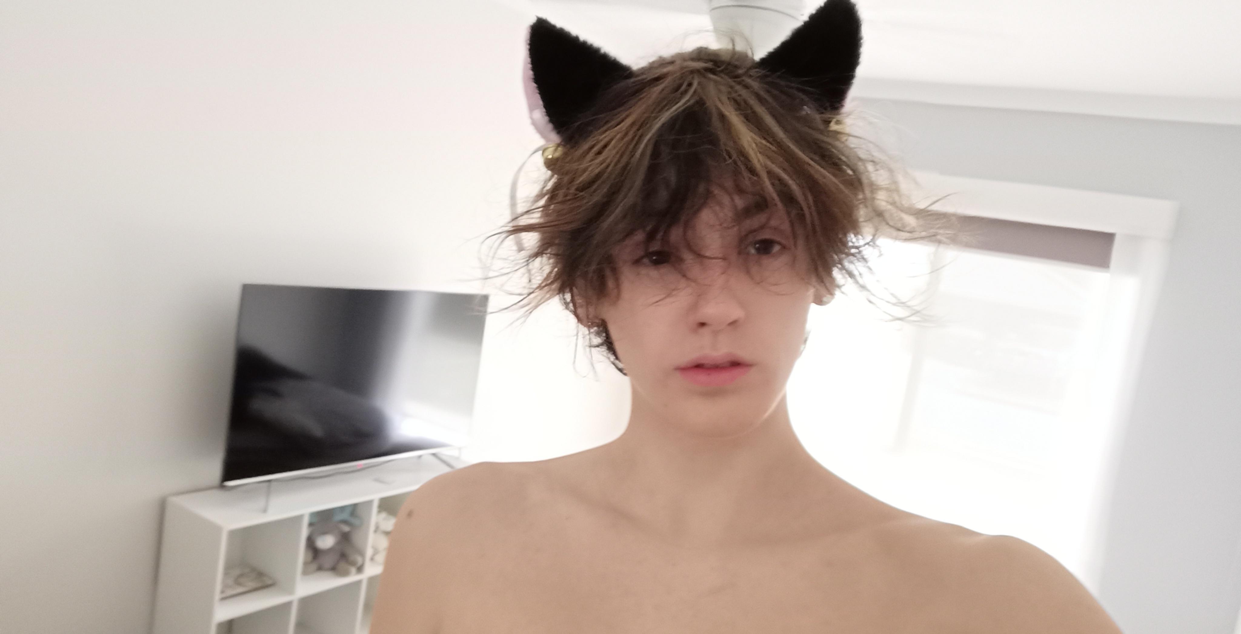 Nyan ฅ^•ﻌ•^ฅ | Scrolller