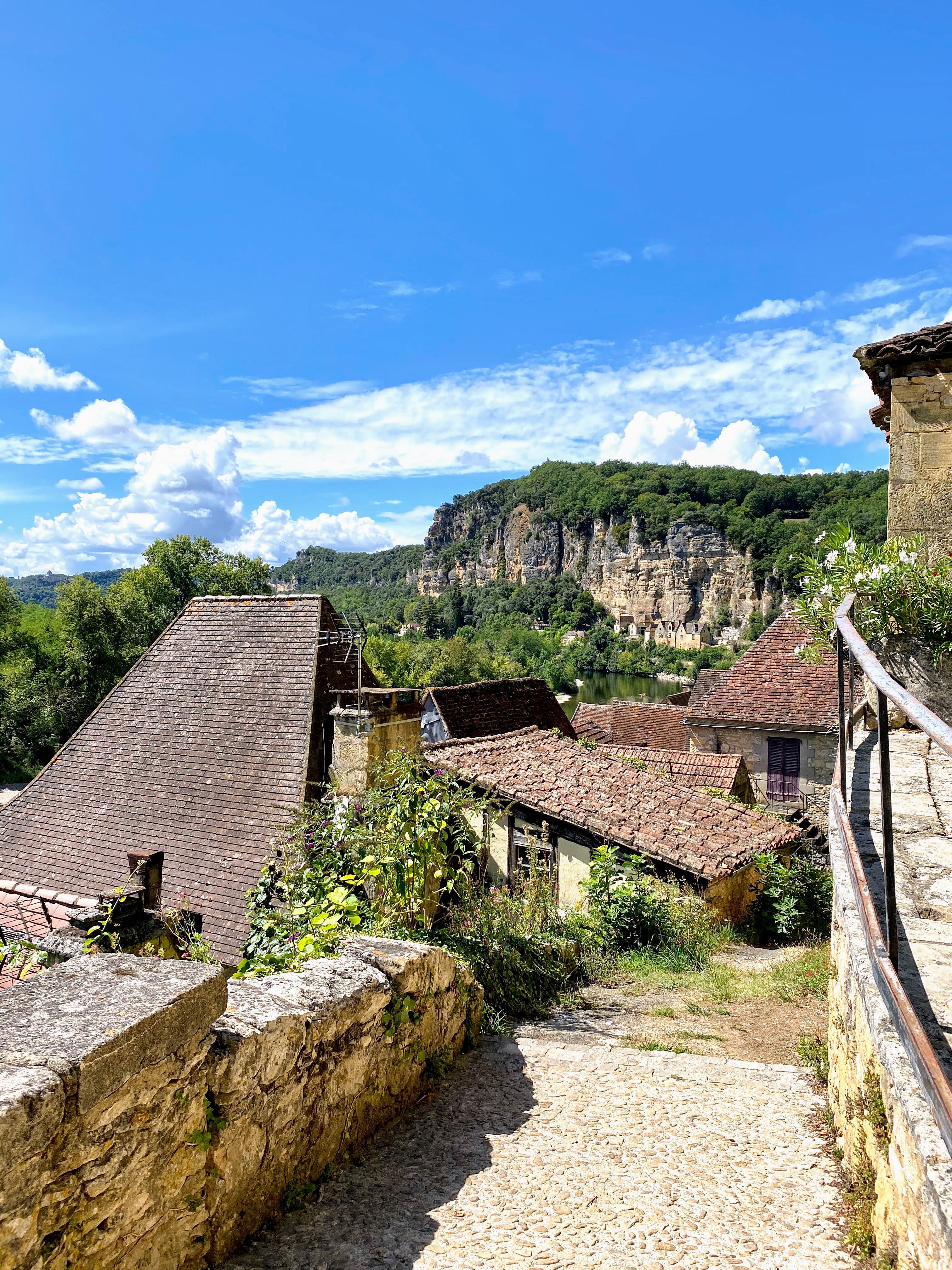 [OC] France - La Roque-Gageac - Perigord noir | Scrolller
