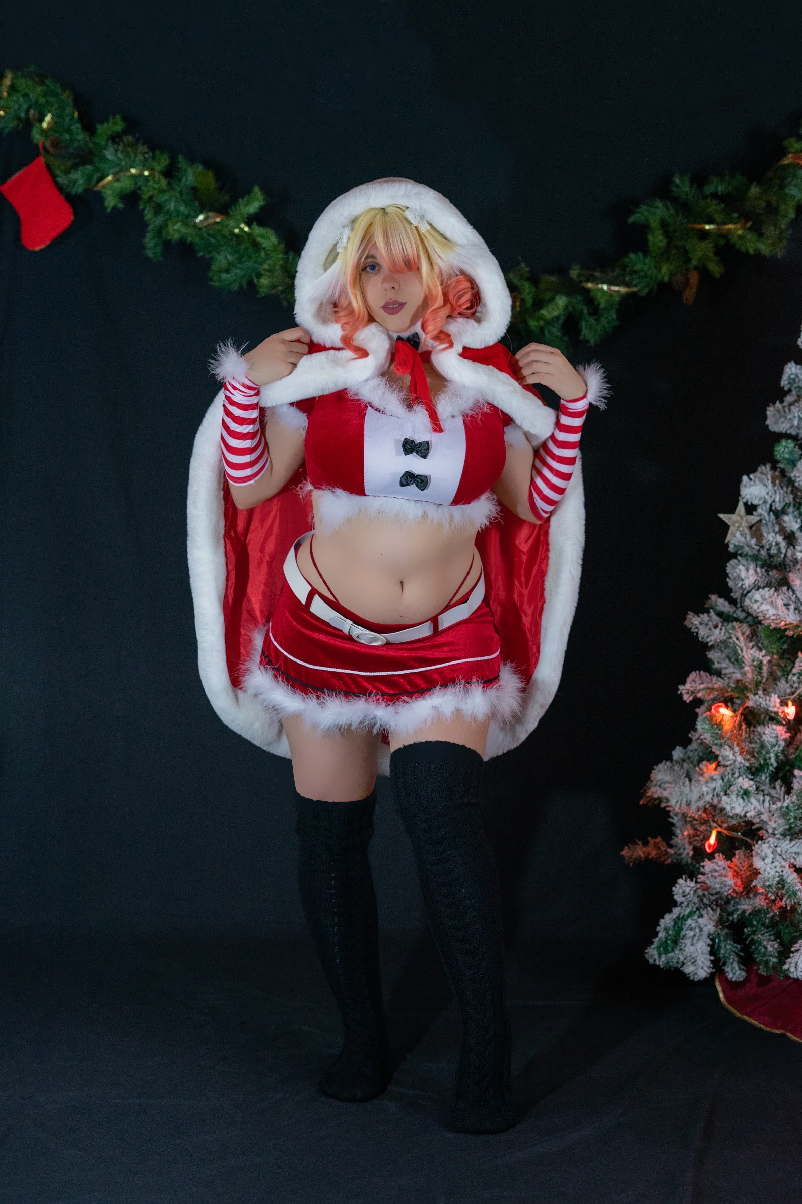 OC Ginger Santa's Helper Little Lamb | Scrolller