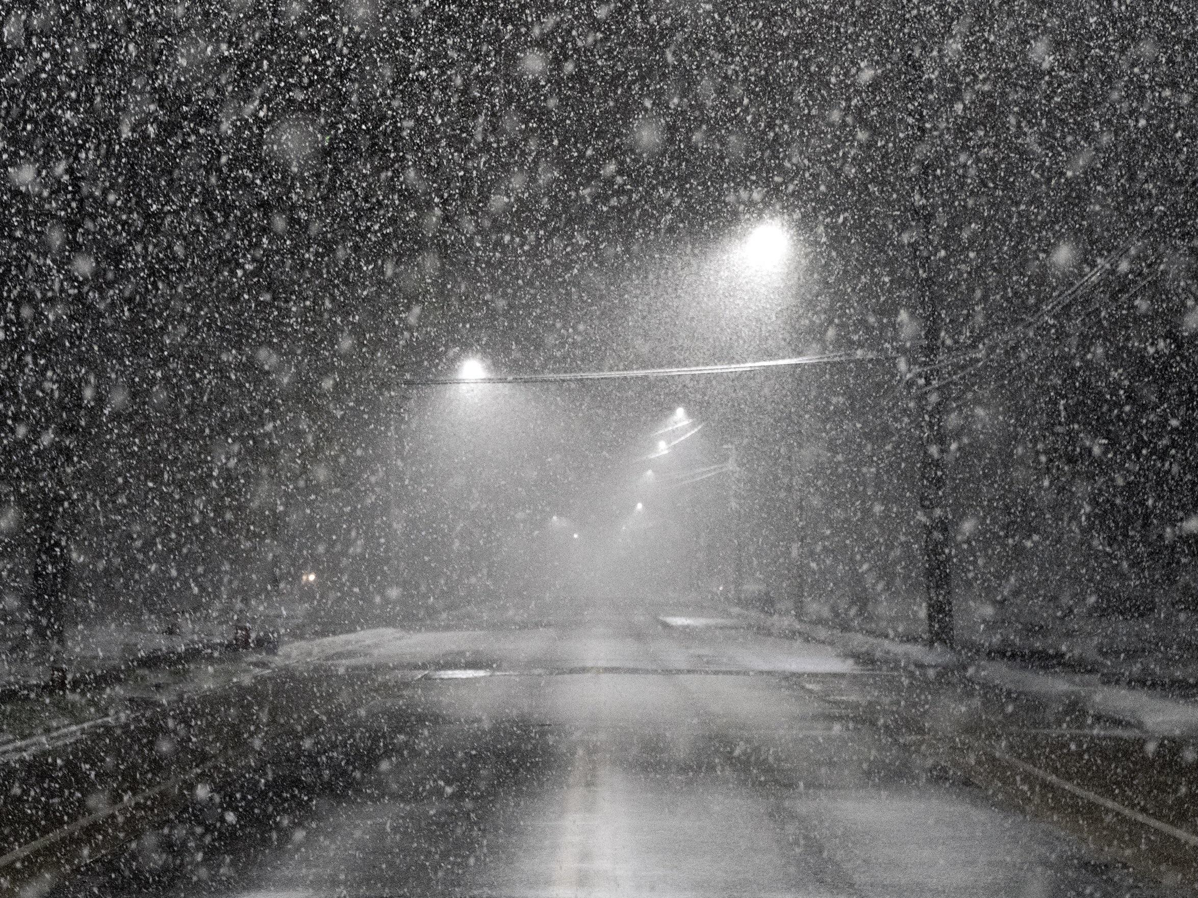 [OC] My street during the snowfall in Old Brooklyn. | Scrolller