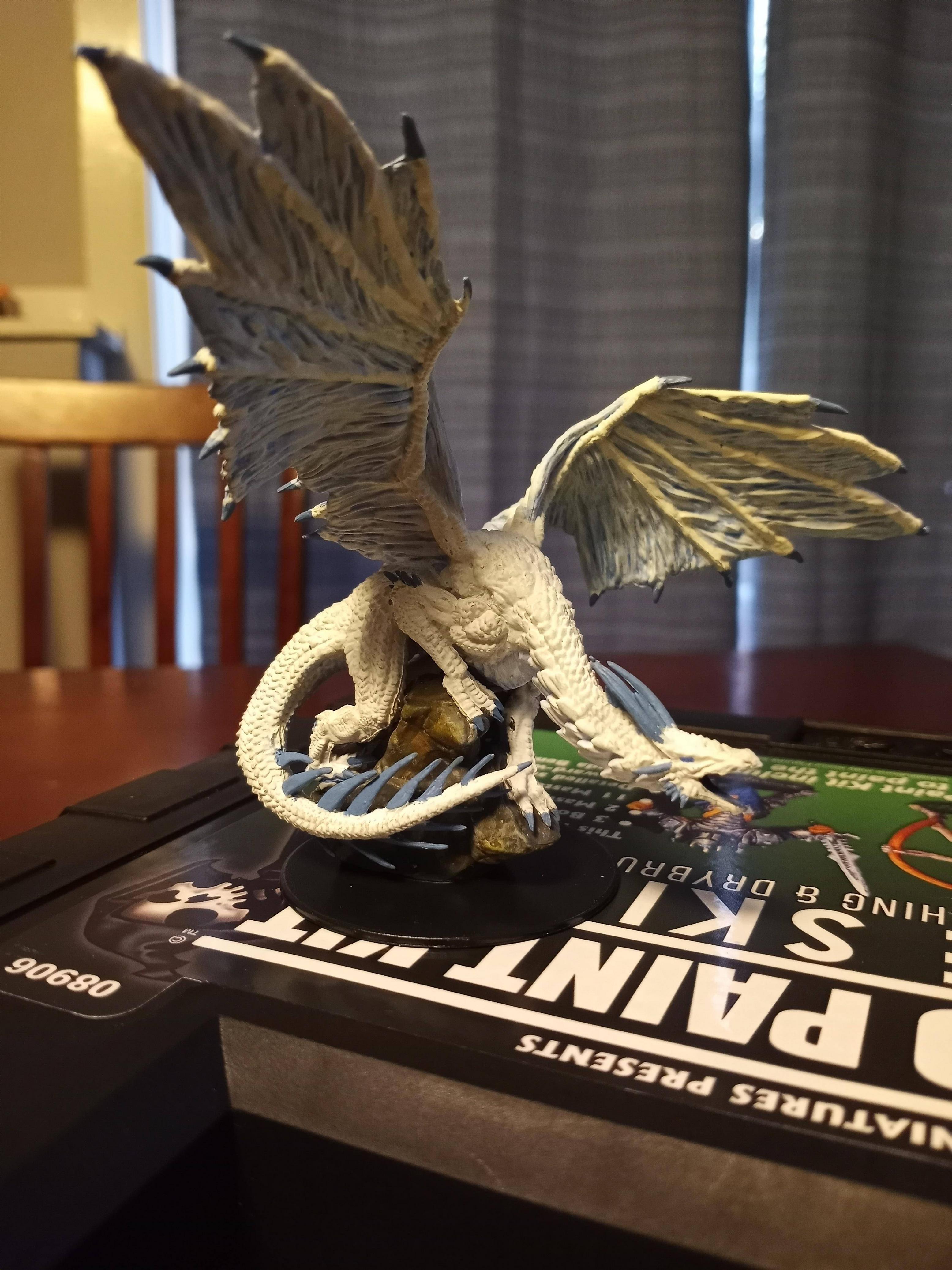 [OC] Painted my first ever dragon and only 3rd ever miniature | Scrolller