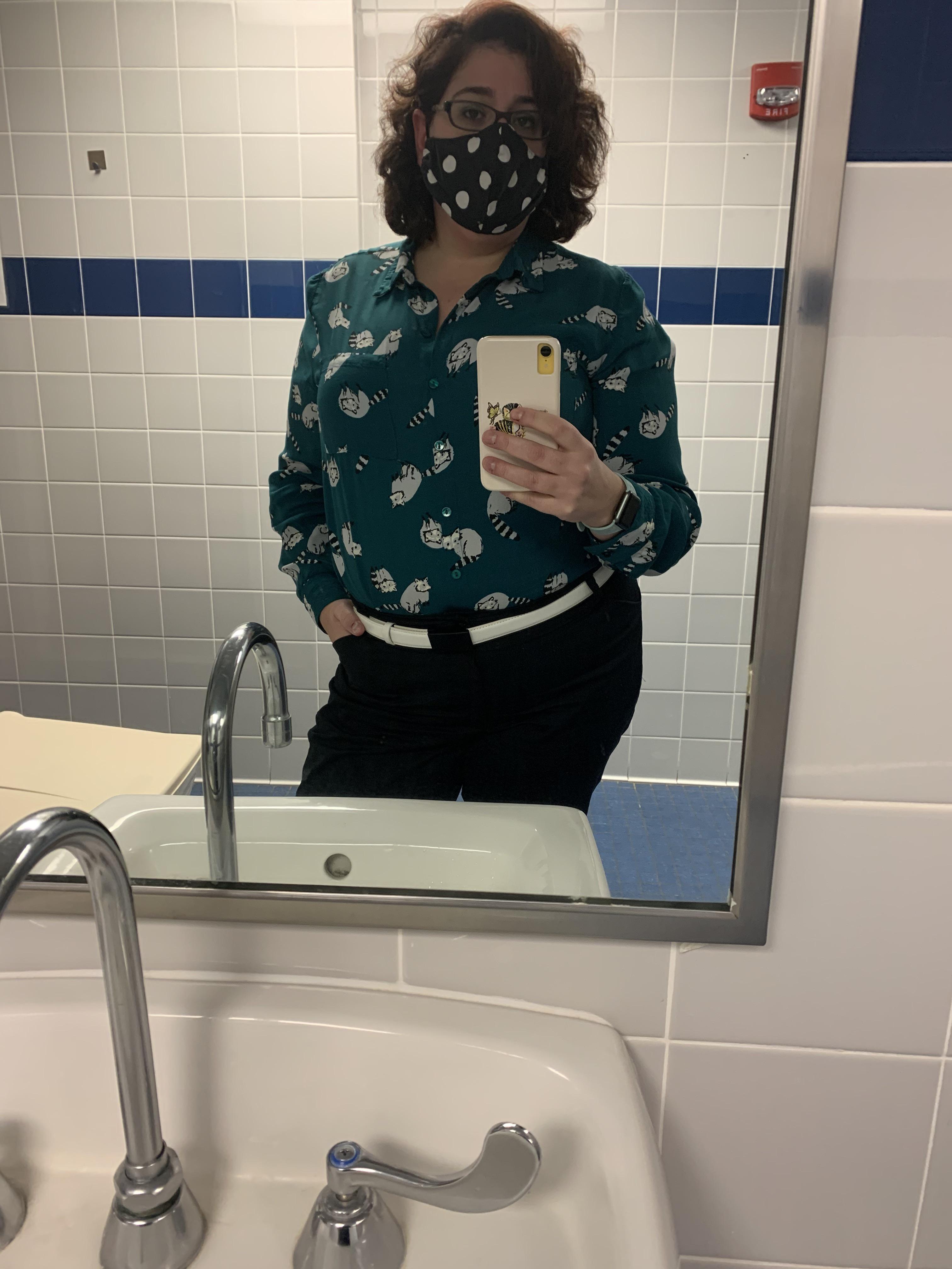 Office bathroom self | Scrolller
