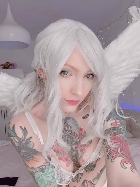 Ok but are angels your type too? 😇 | Scrolller