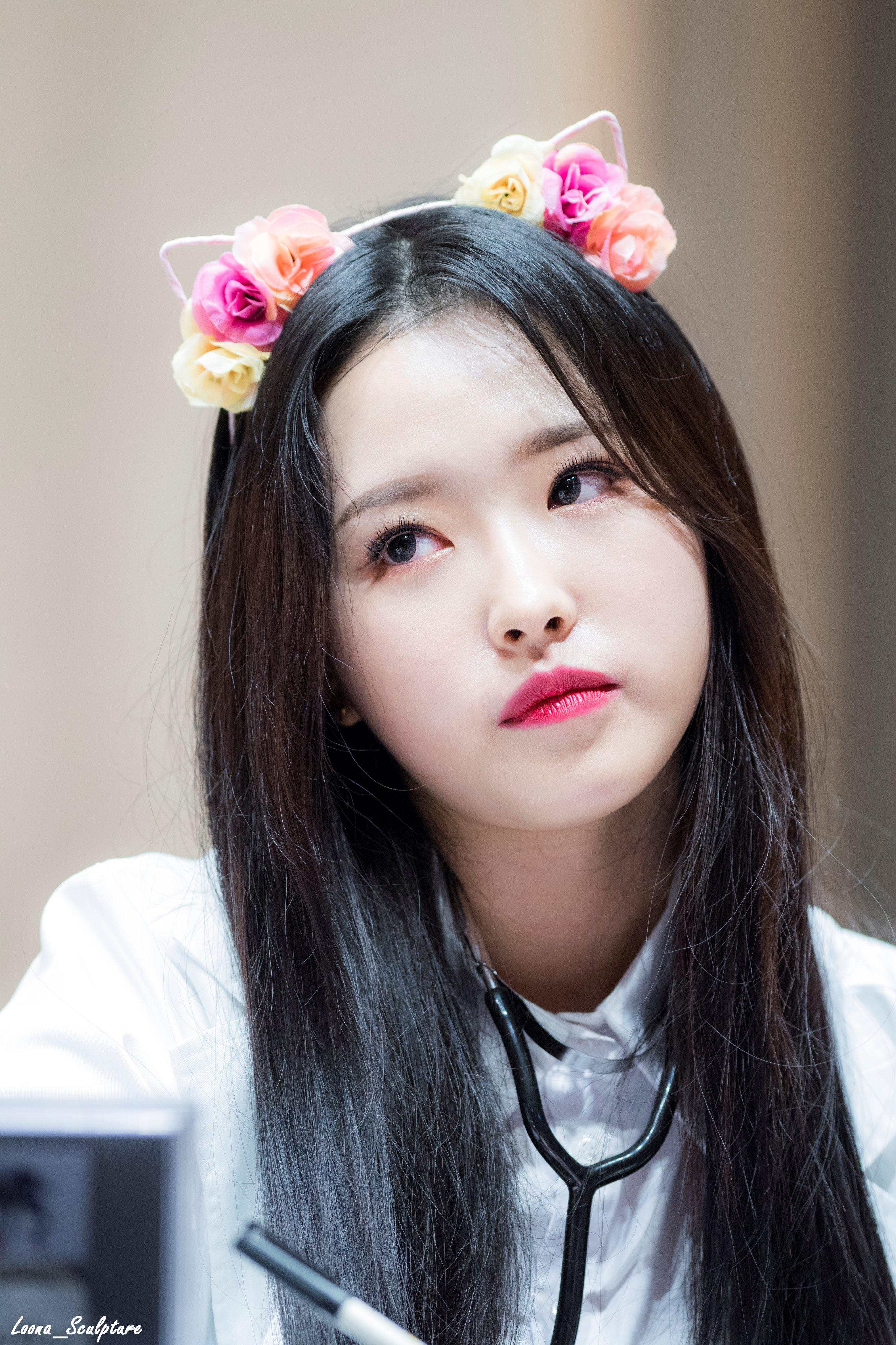 Olivia Hye | Scrolller