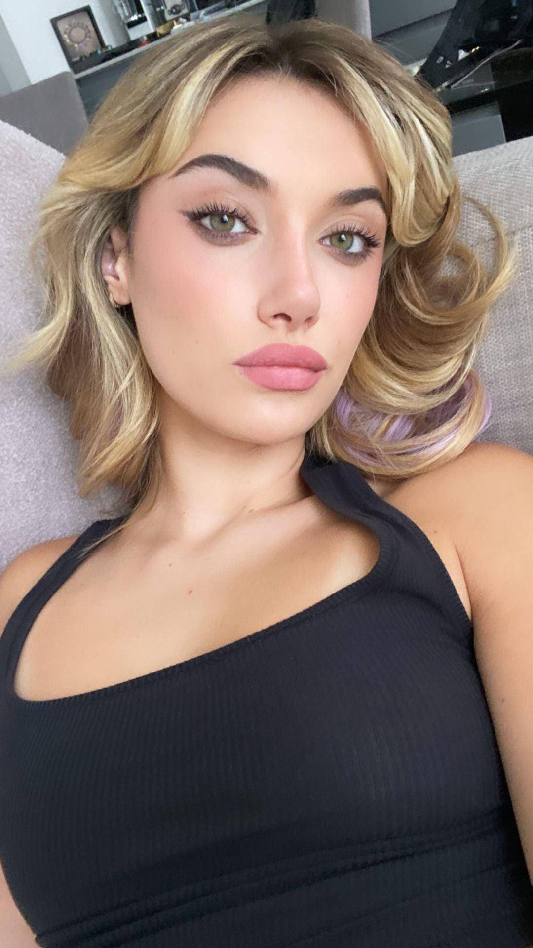 Olivia O’Brien | Scrolller