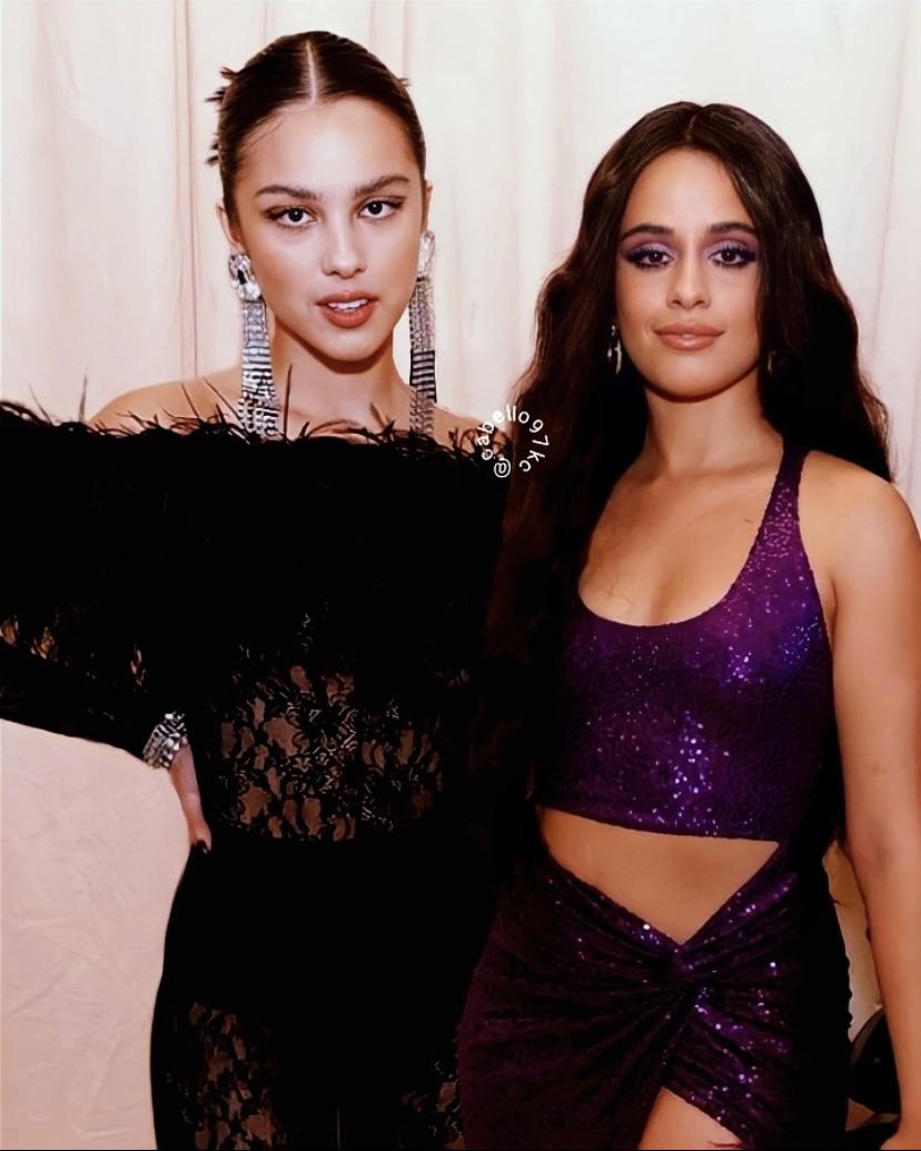 Olivia Rodrigo And Camila Cabello Scrolller