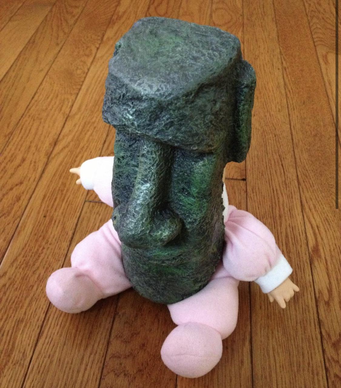 Omg it’s baby moai 🗿 | Scrolller