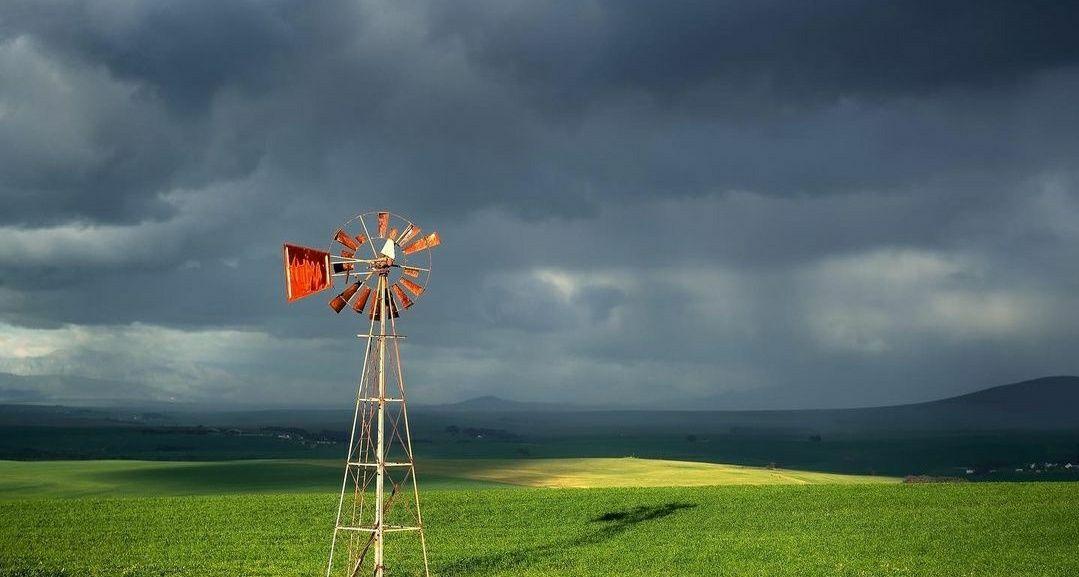 On a sunny cloudy day | Scrolller