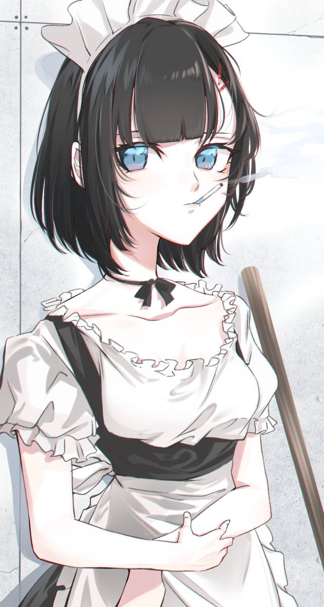 On her smoke break | Scrolller