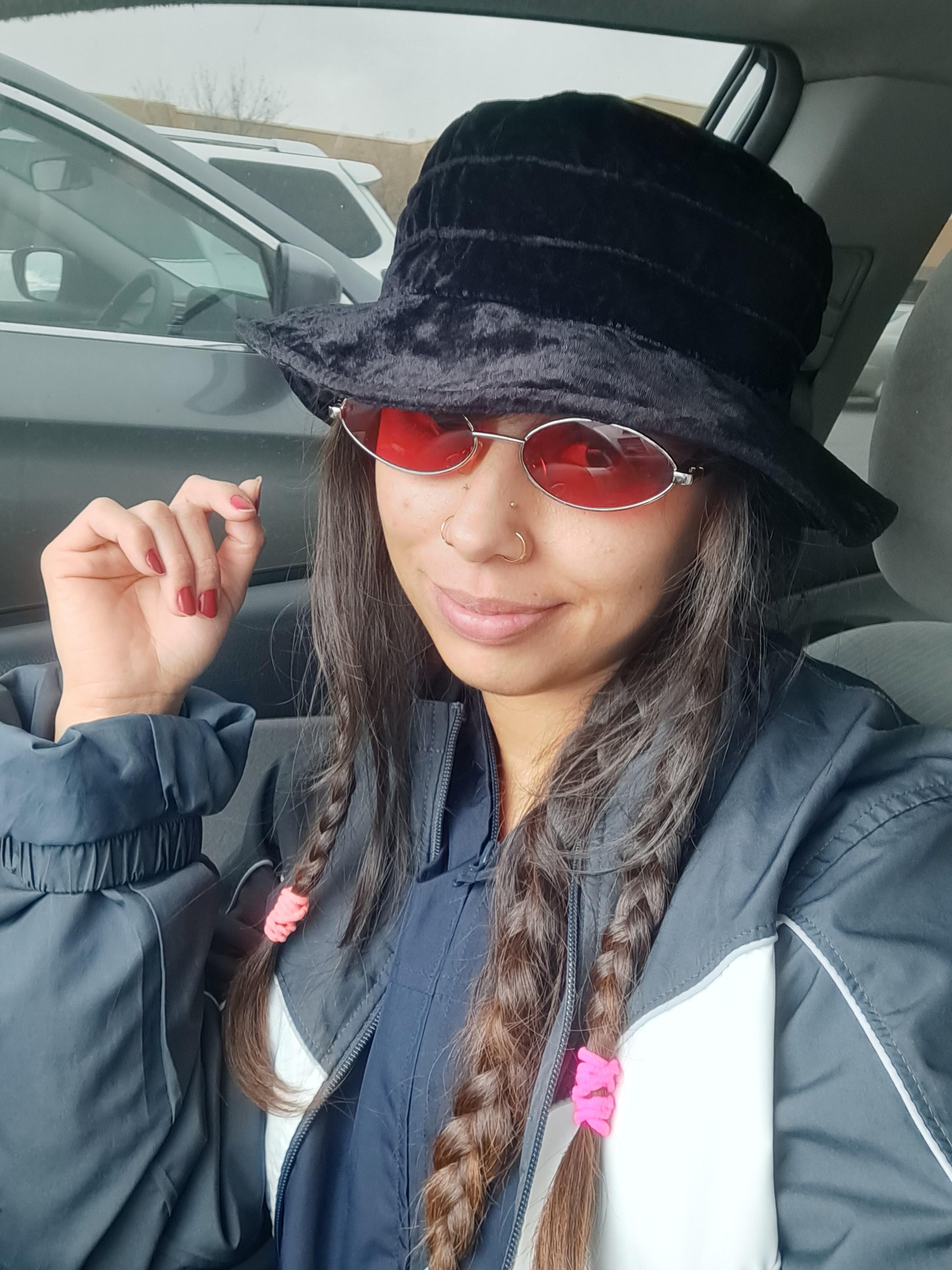 On the road again (over18) | Scrolller