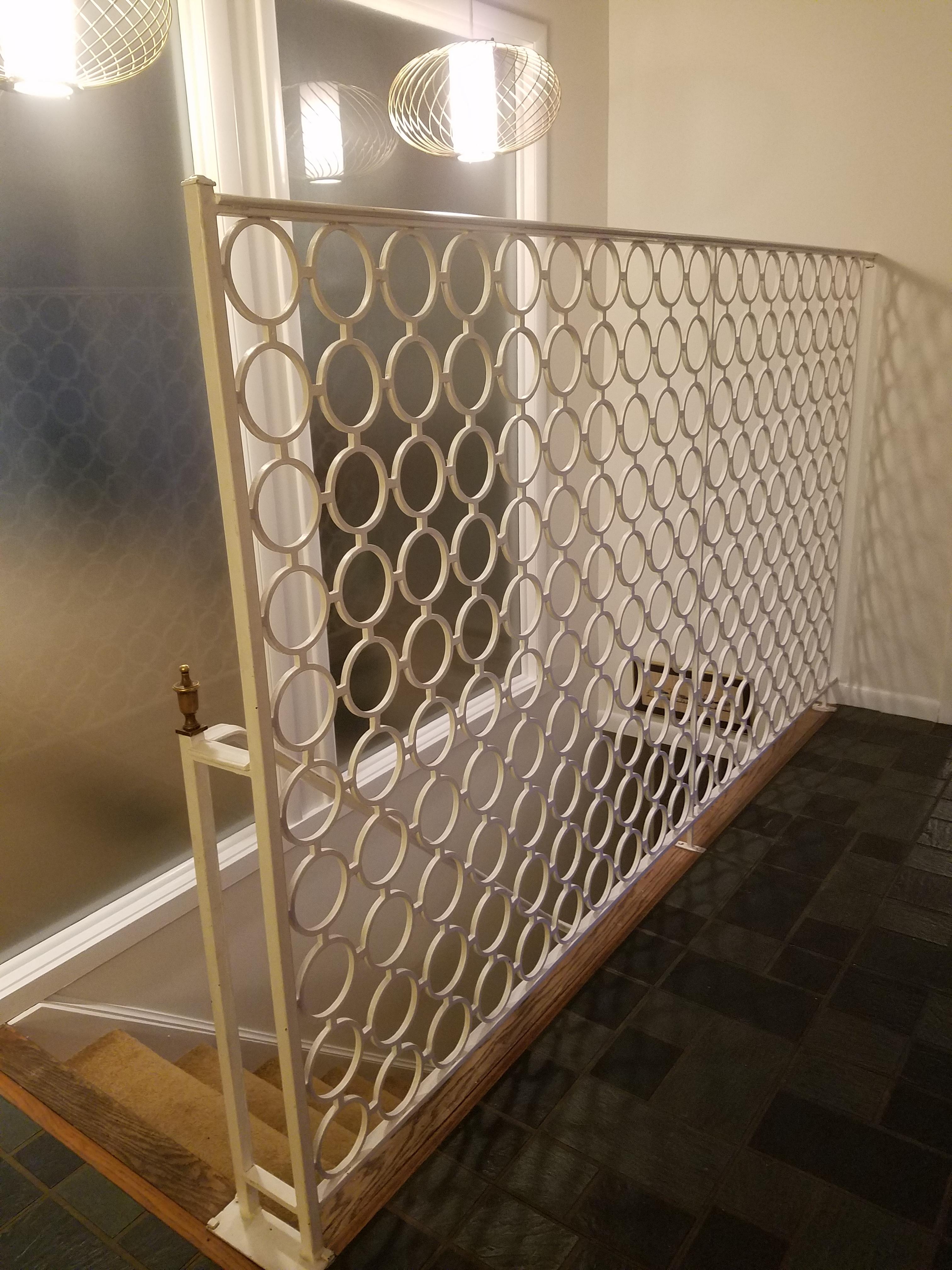 One Piece Metal Railing | Scrolller