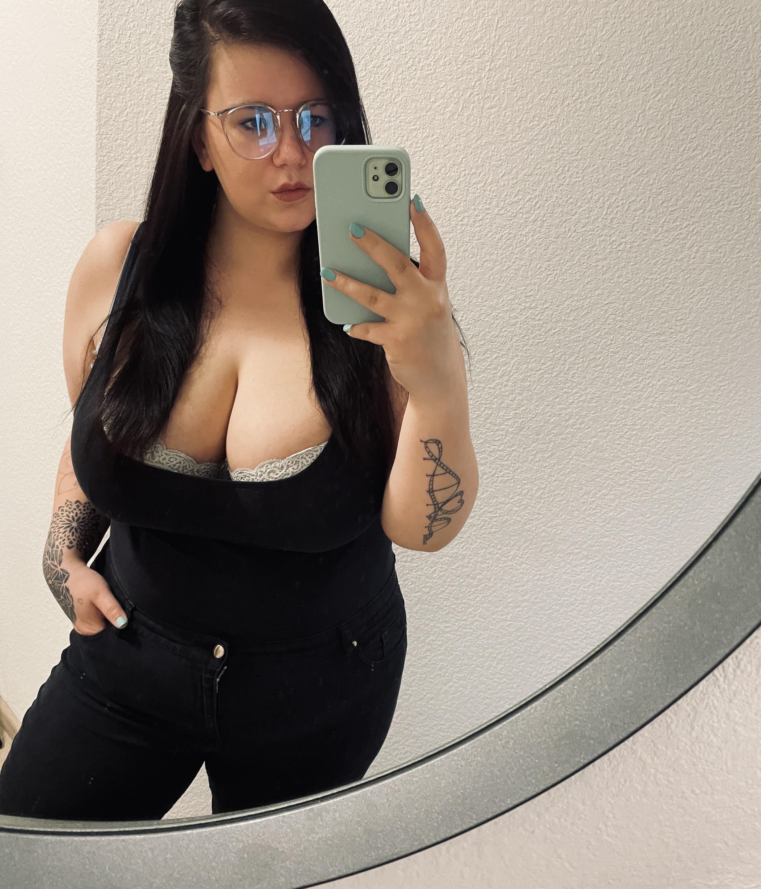 Onlyfans Link pinned on my page 💋 | Scrolller