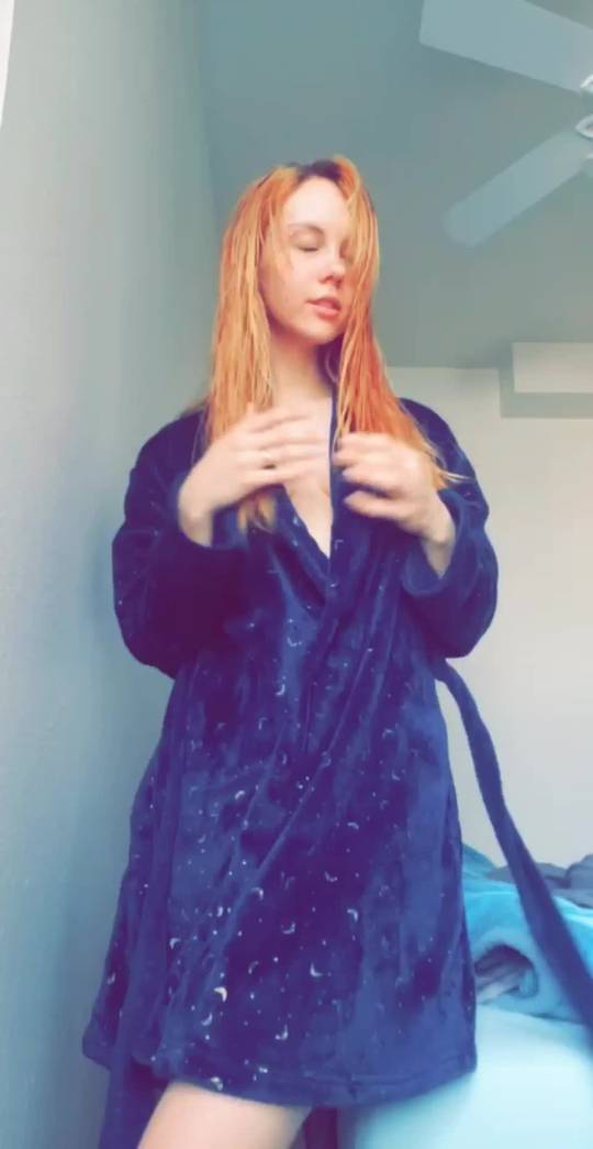 Onlyfans tease | Scrolller