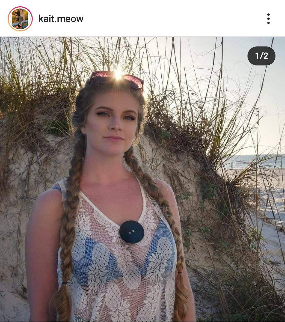 Our lovely goddess | Scrolller