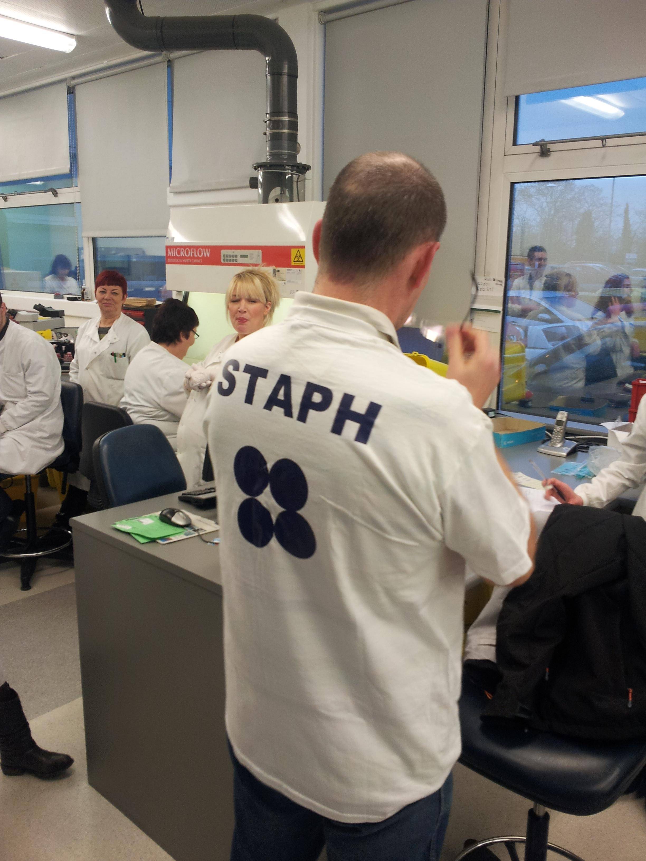 Our new uniform at work | Scrolller