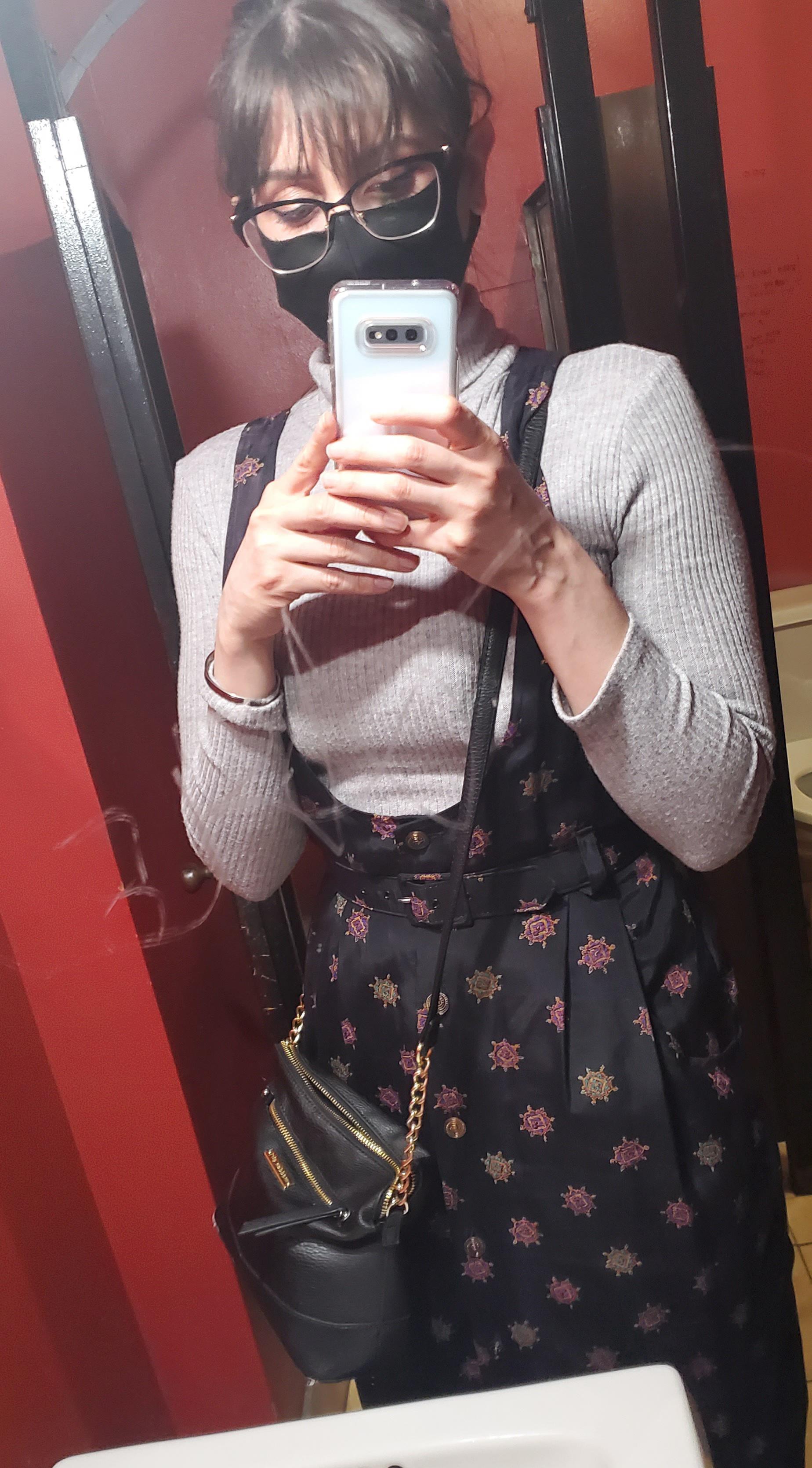 Went out looking like a librarian | Scrolller