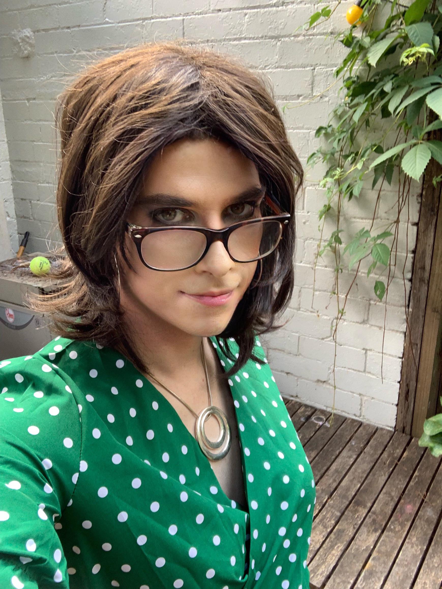 Outdoor selfie.... | Scrolller