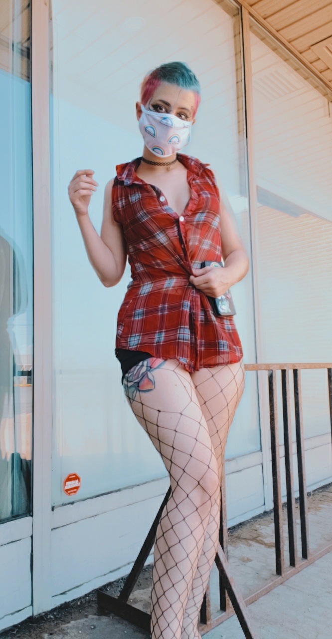 Outfit check, anyone else still obsessed with 90s style punk ? | Scrolller