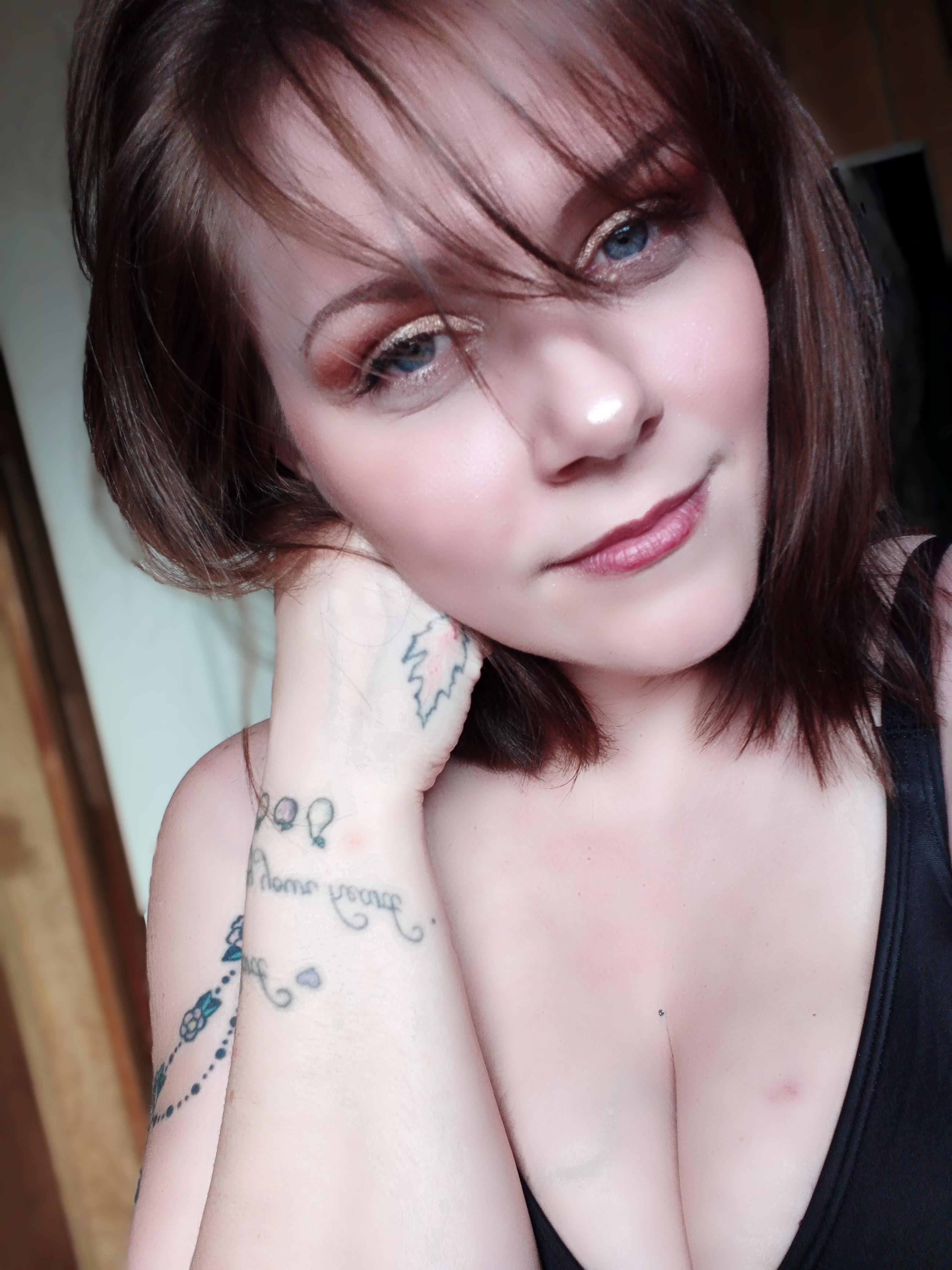 [Over 18] | Scrolller