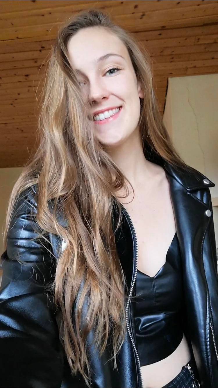 (Over 18) Do I rock the leather look? 😁😅 | Scrolller