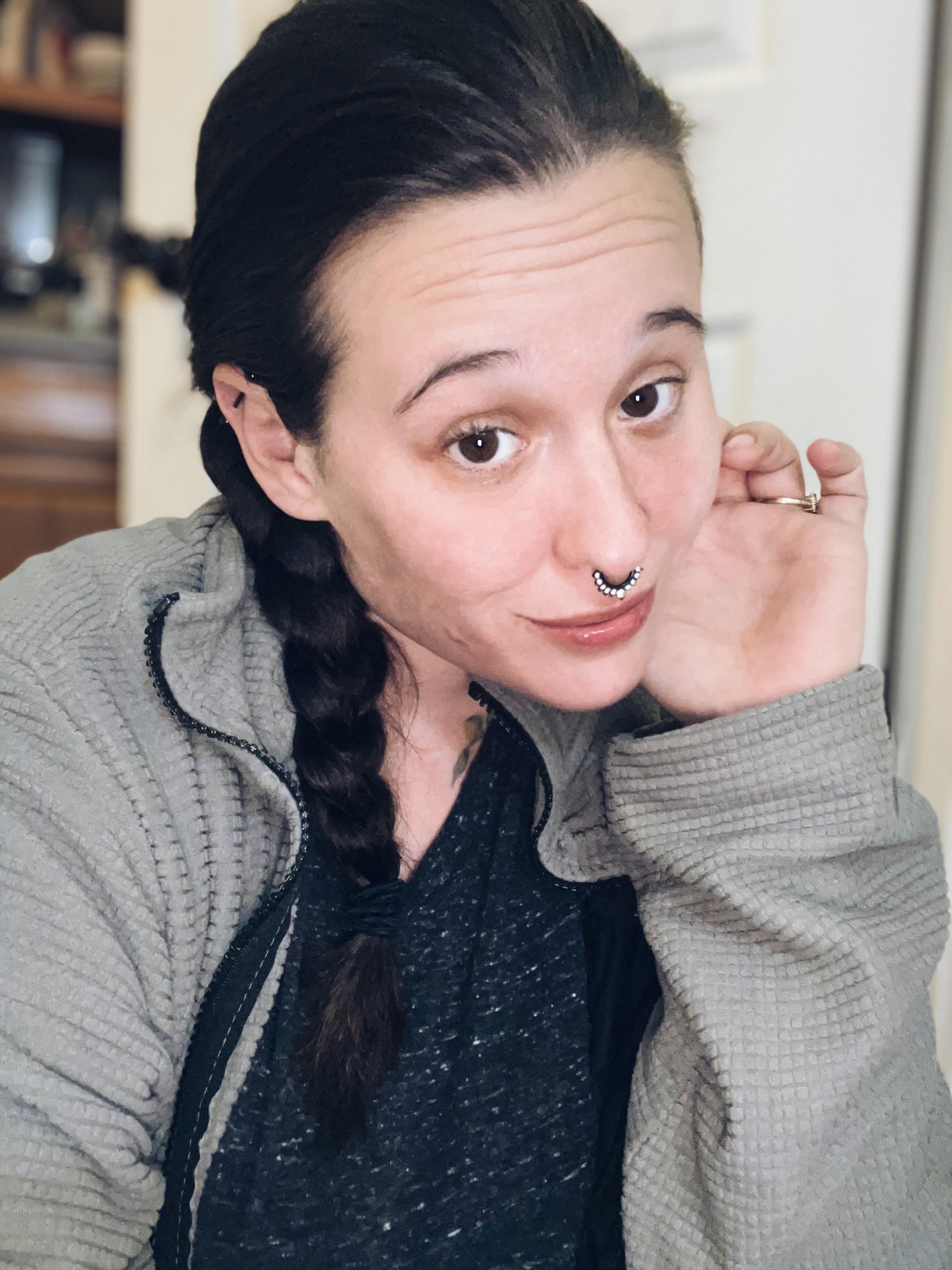 [over 18] happy hump day! Bare faced and ready for work! | Scrolller