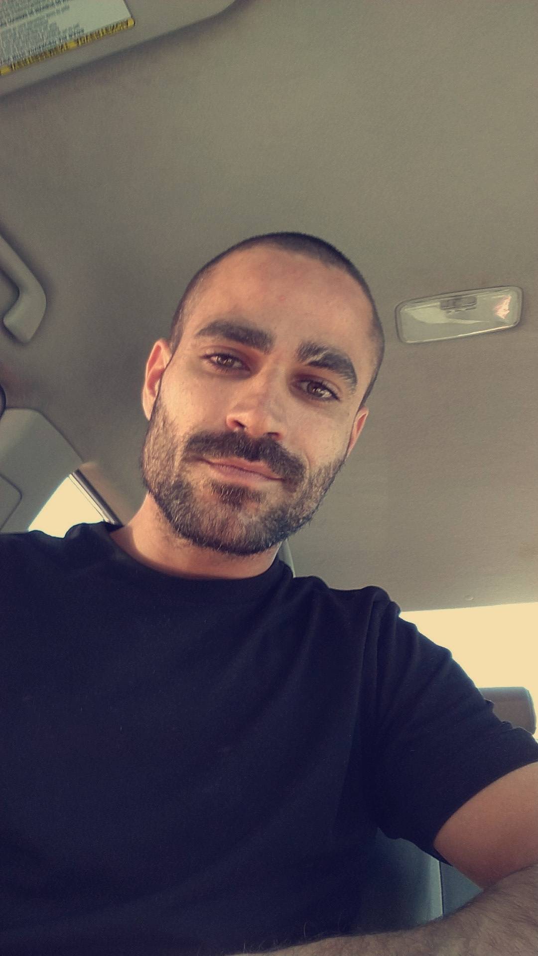 ( over 18) we forget our eyes speak!! | Scrolller